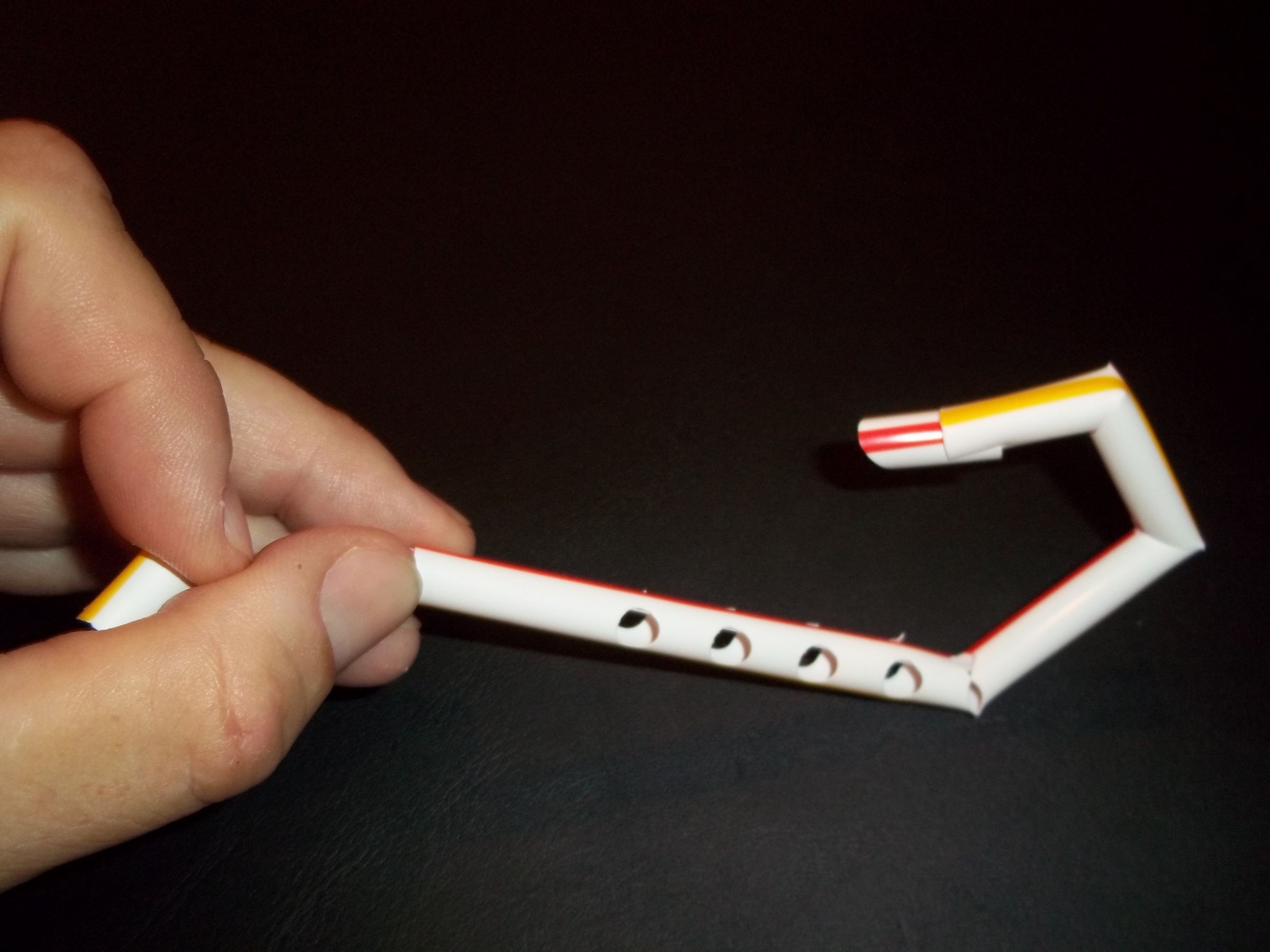 Mechanical Hand Using Only Fast Food Straws - Straw Builder Project #1 ...