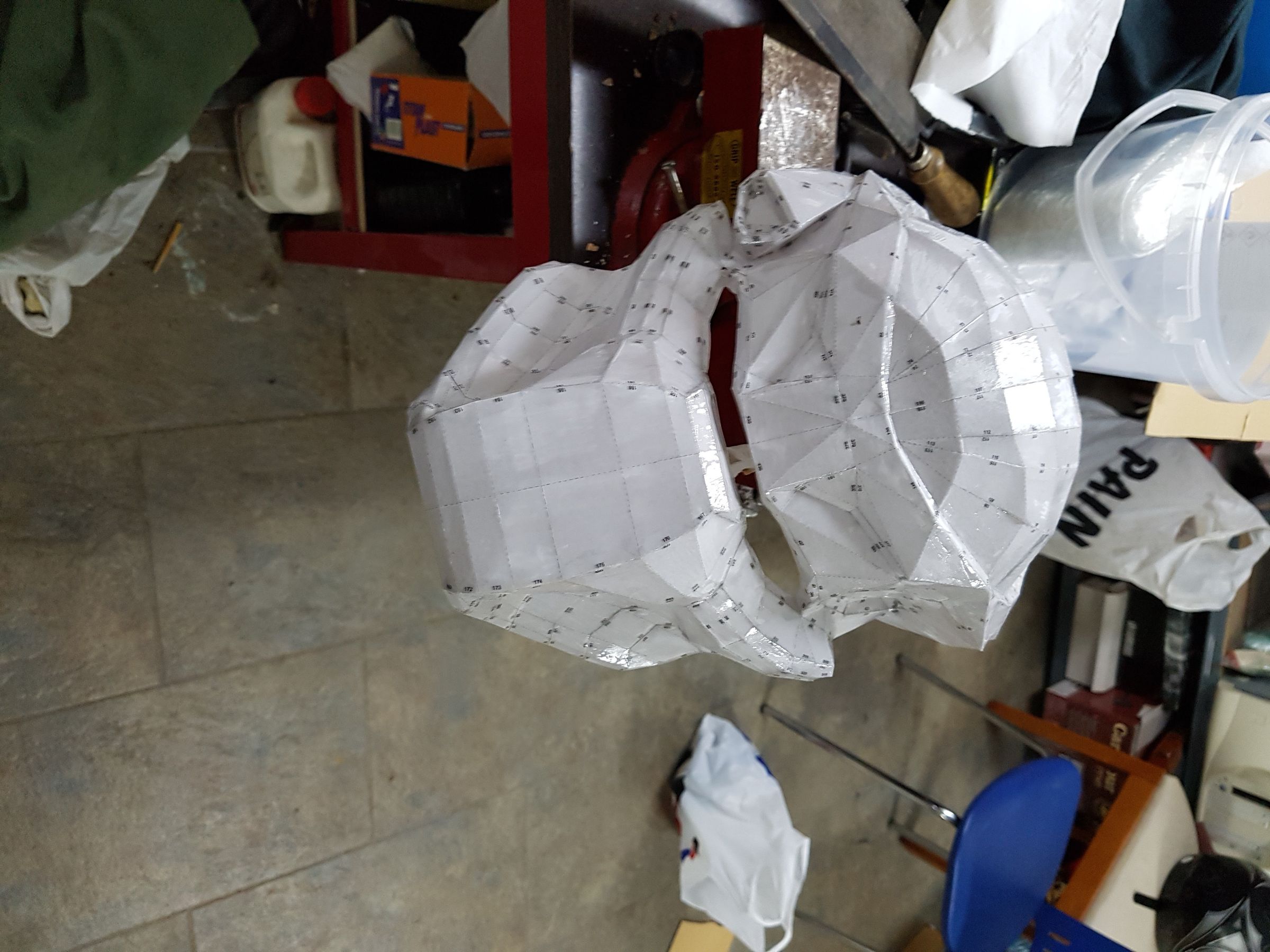 Predator Bio Helmet - Pepakura : 4 Steps (with Pictures) - Instructables
