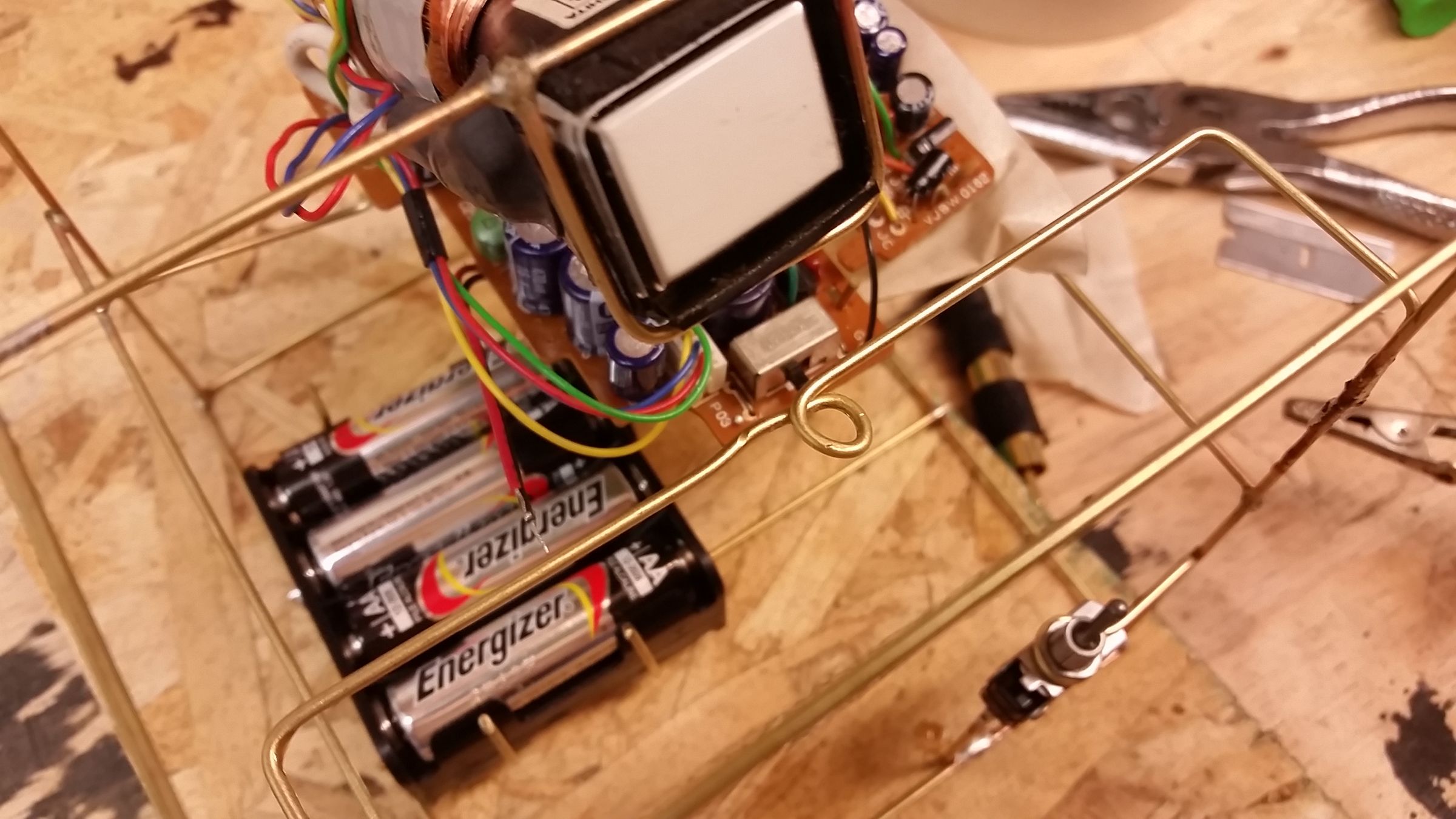 Freeform Mini CRT Sculpture : 4 Steps (with Pictures) - Instructables