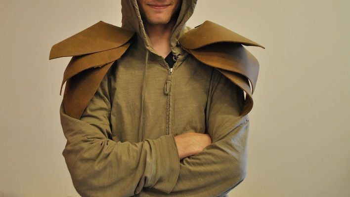 Leather Spaulders : 4 Steps (with Pictures) - Instructables
