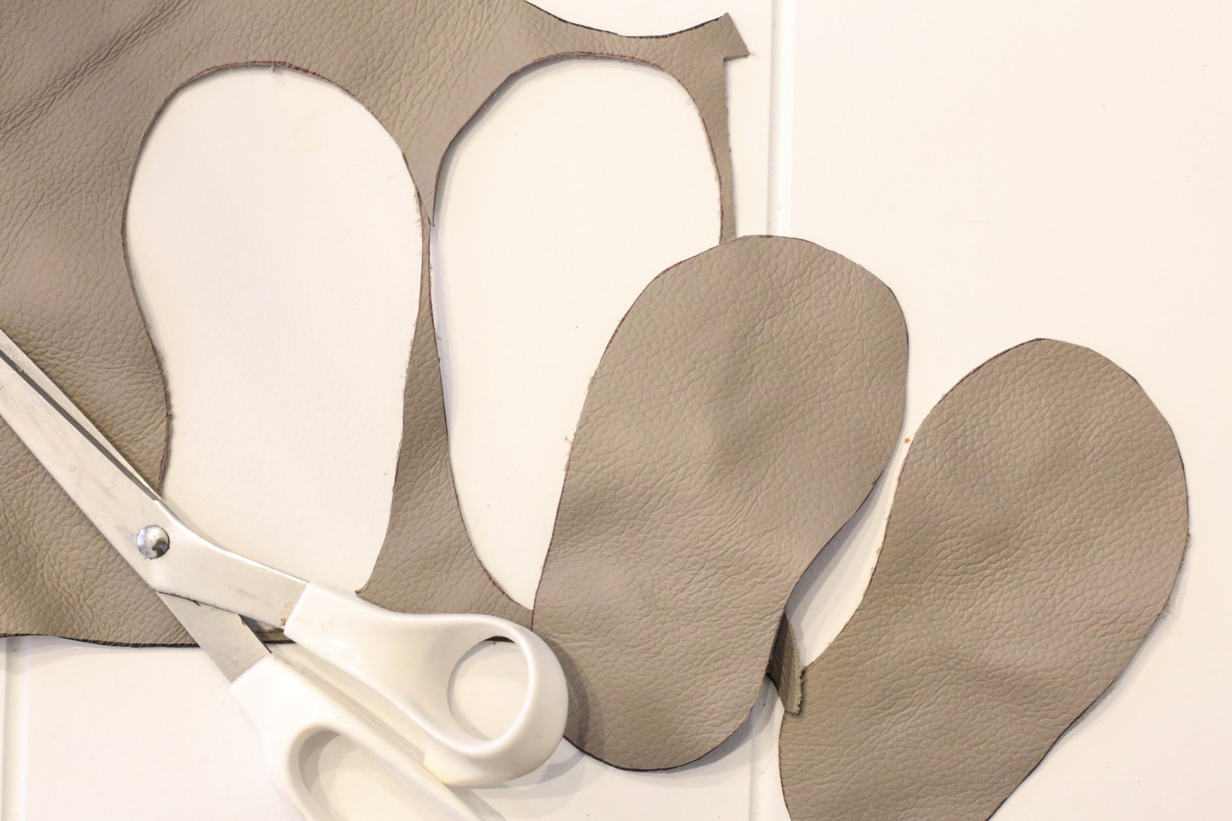 Leather Soled Toddler Slippers : 5 Steps (with Pictures) - Instructables