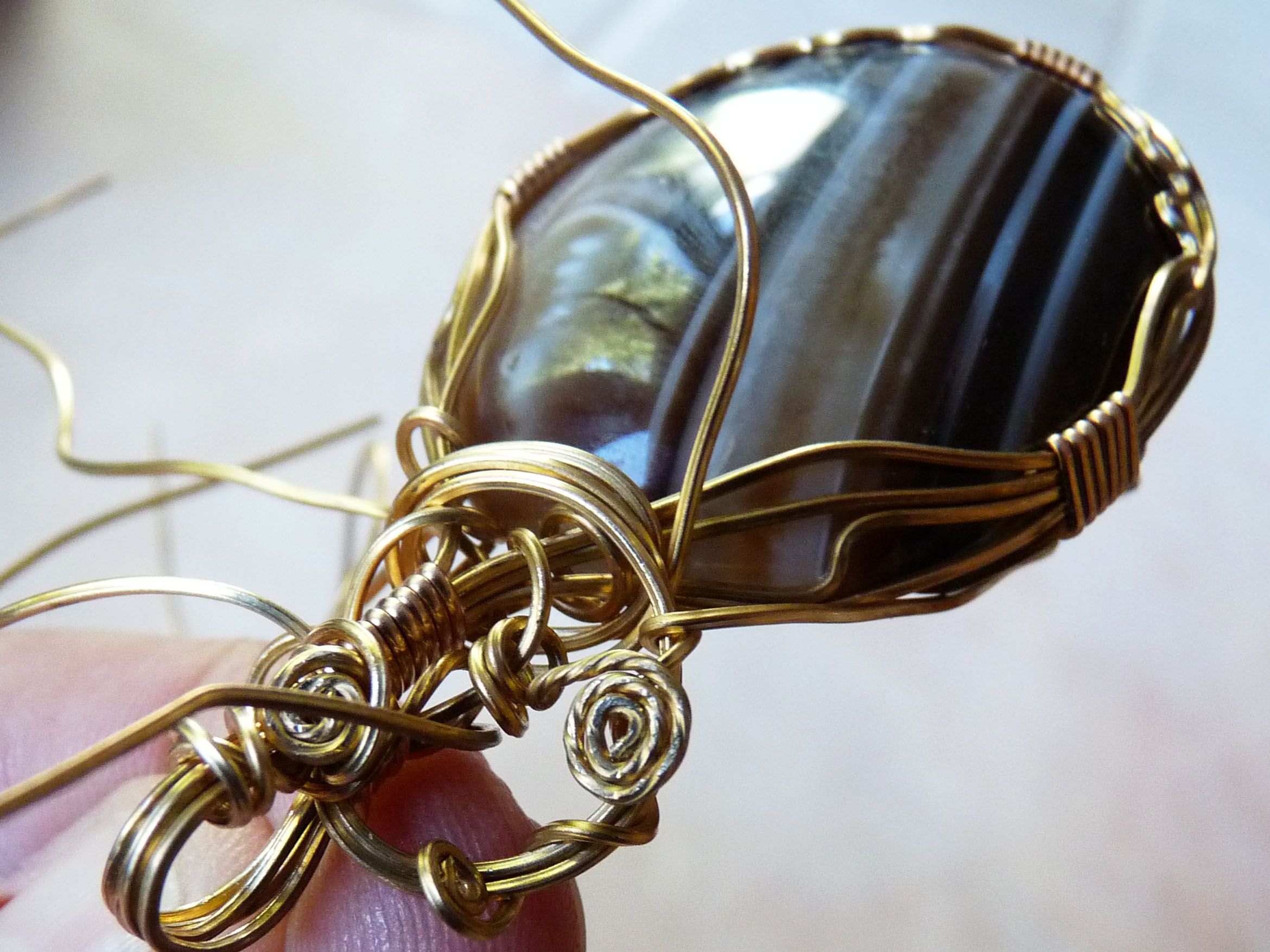 Wire Wrapped Pendant : 11 Steps (with Pictures) - Instructables