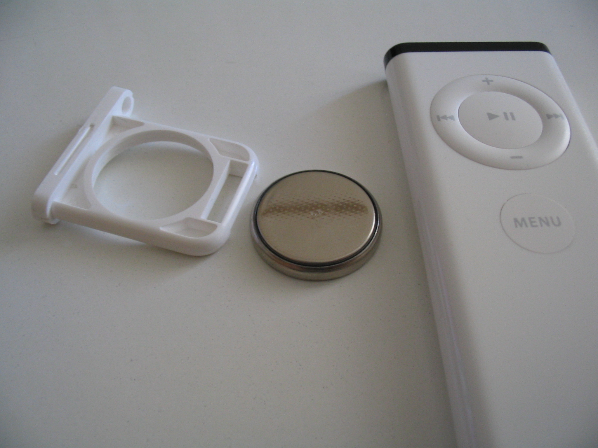 How to Open the Apple Remote - Instructables