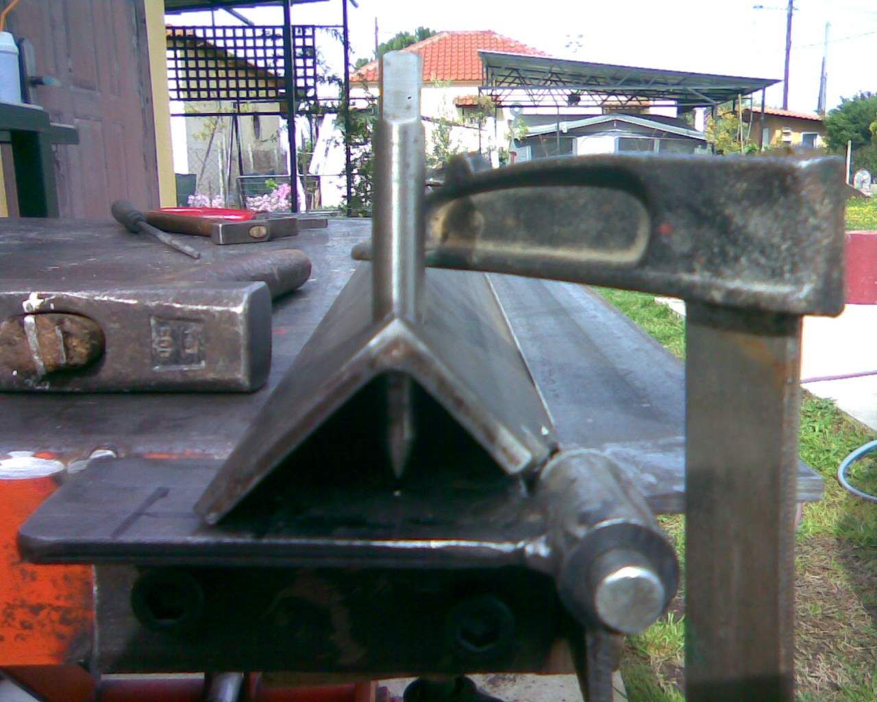 DIY Sheet Metal Bender Brake : 10 Steps (with Pictures) - Instructables