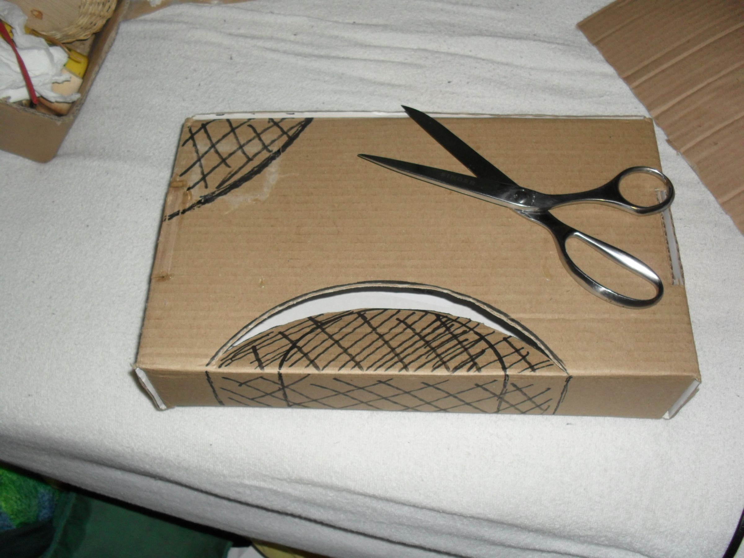 Cardboard Props: How to Make a Movie Camera : 14 Steps (with Pictures ...