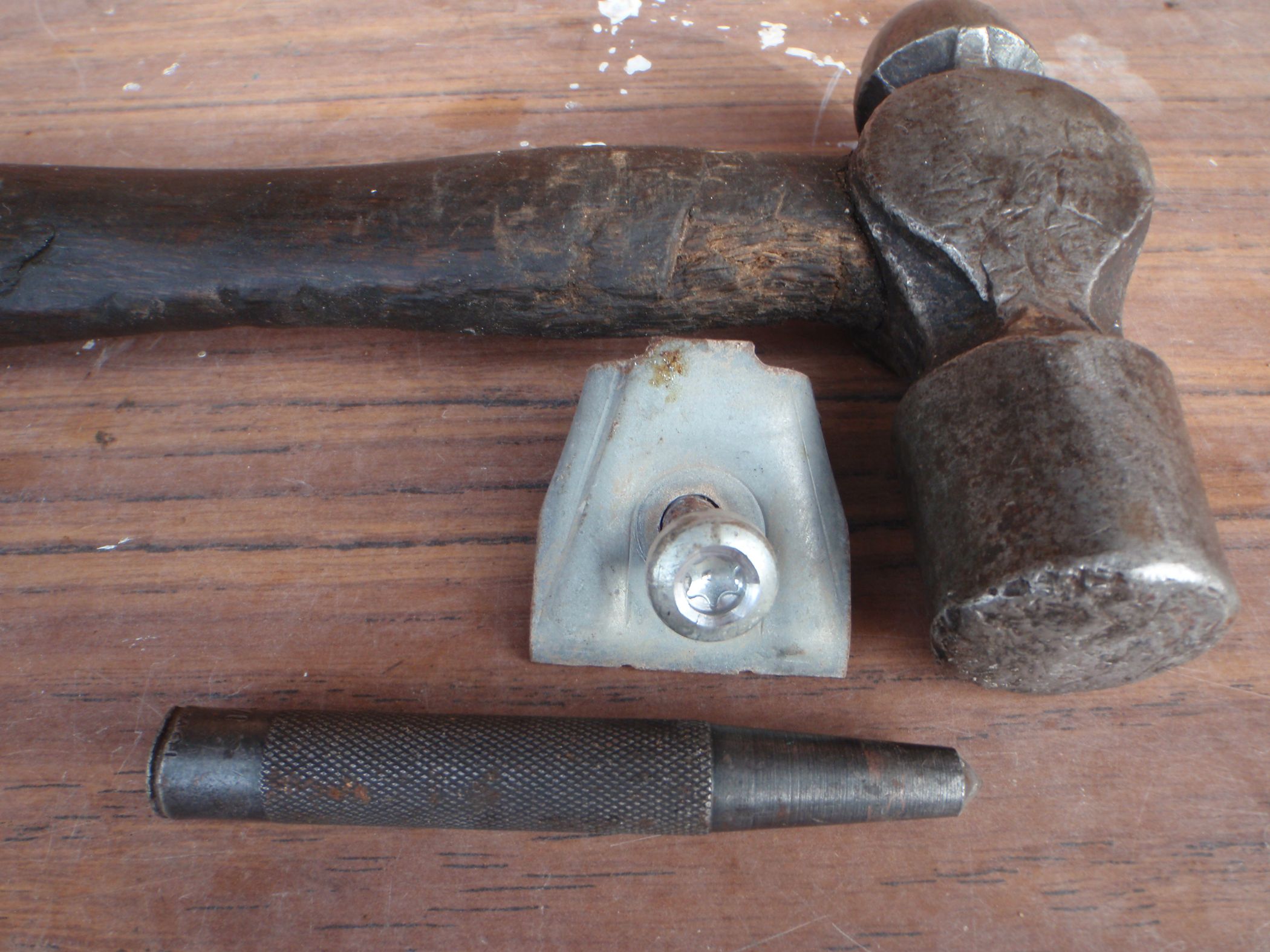 How to Unscrew a Stripped Screw - Instructables