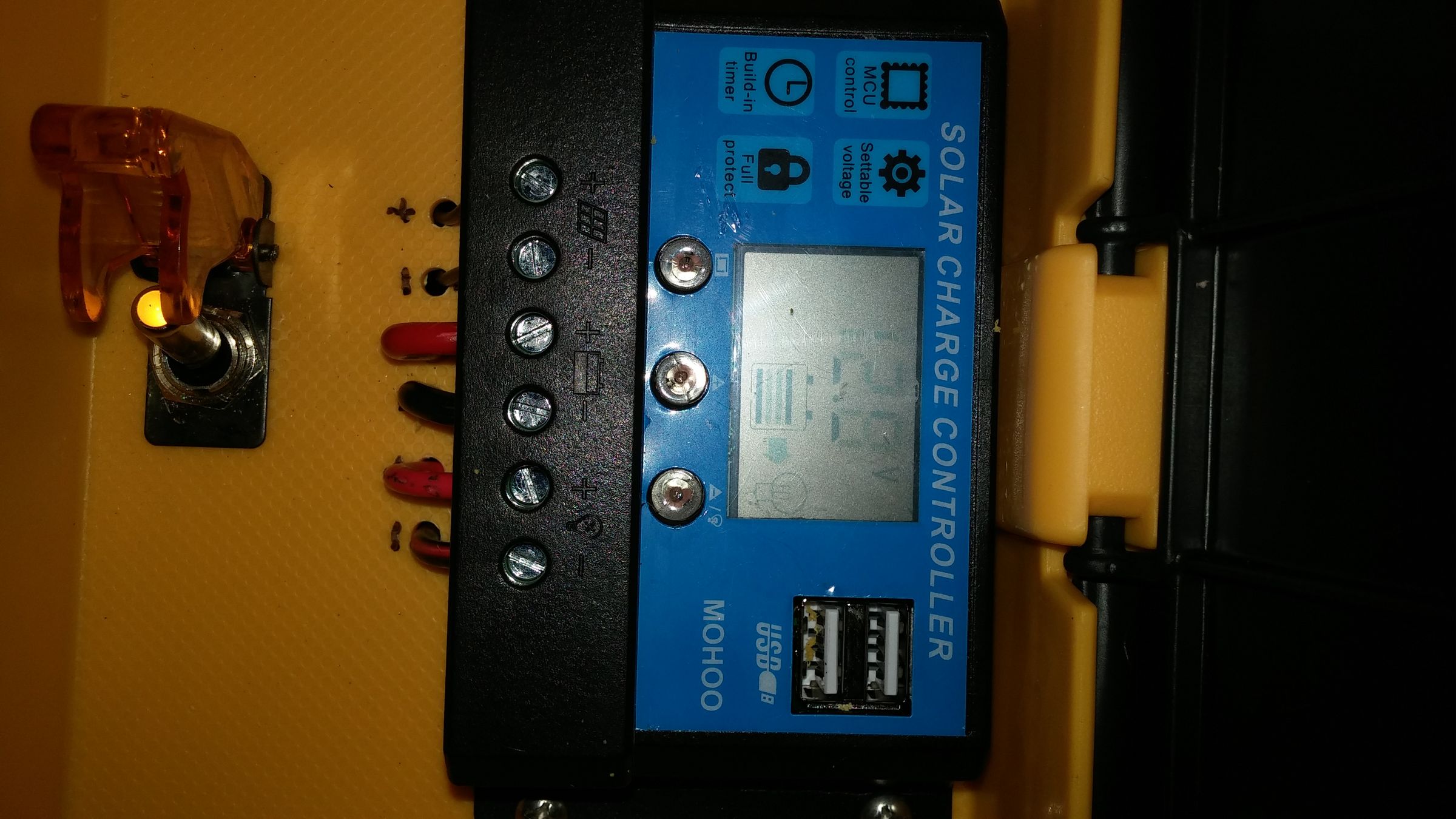 EASY Solar Charging Power Bank : 5 Steps (with Pictures) - Instructables