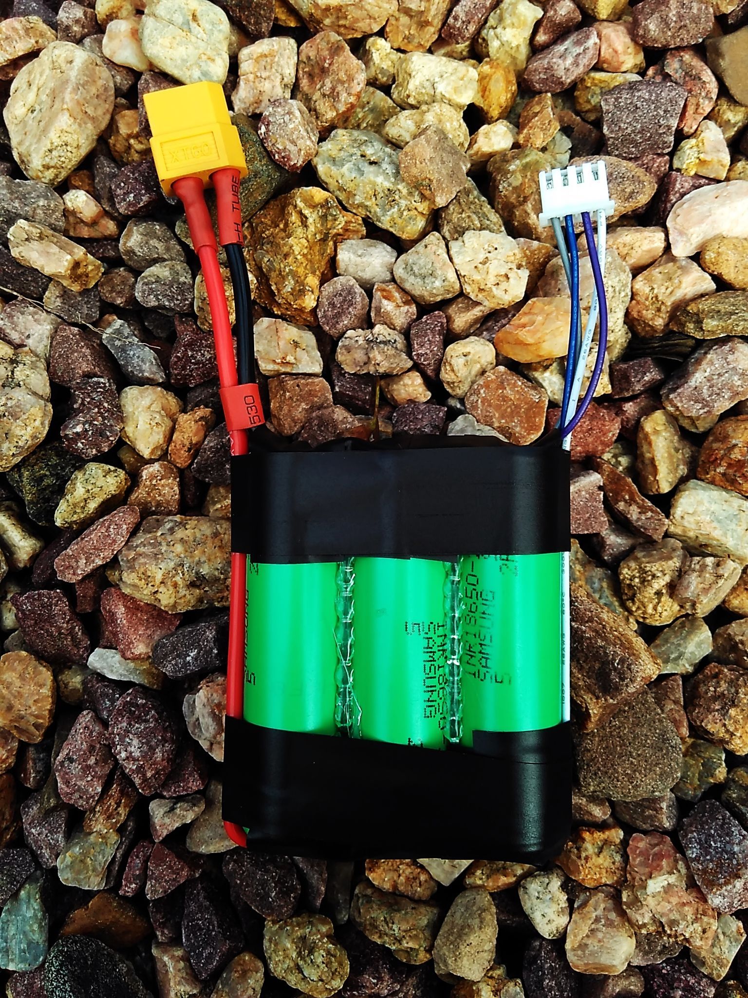 How to Make Your Own Quadcopter Battery : 11 Steps (with Pictures ...