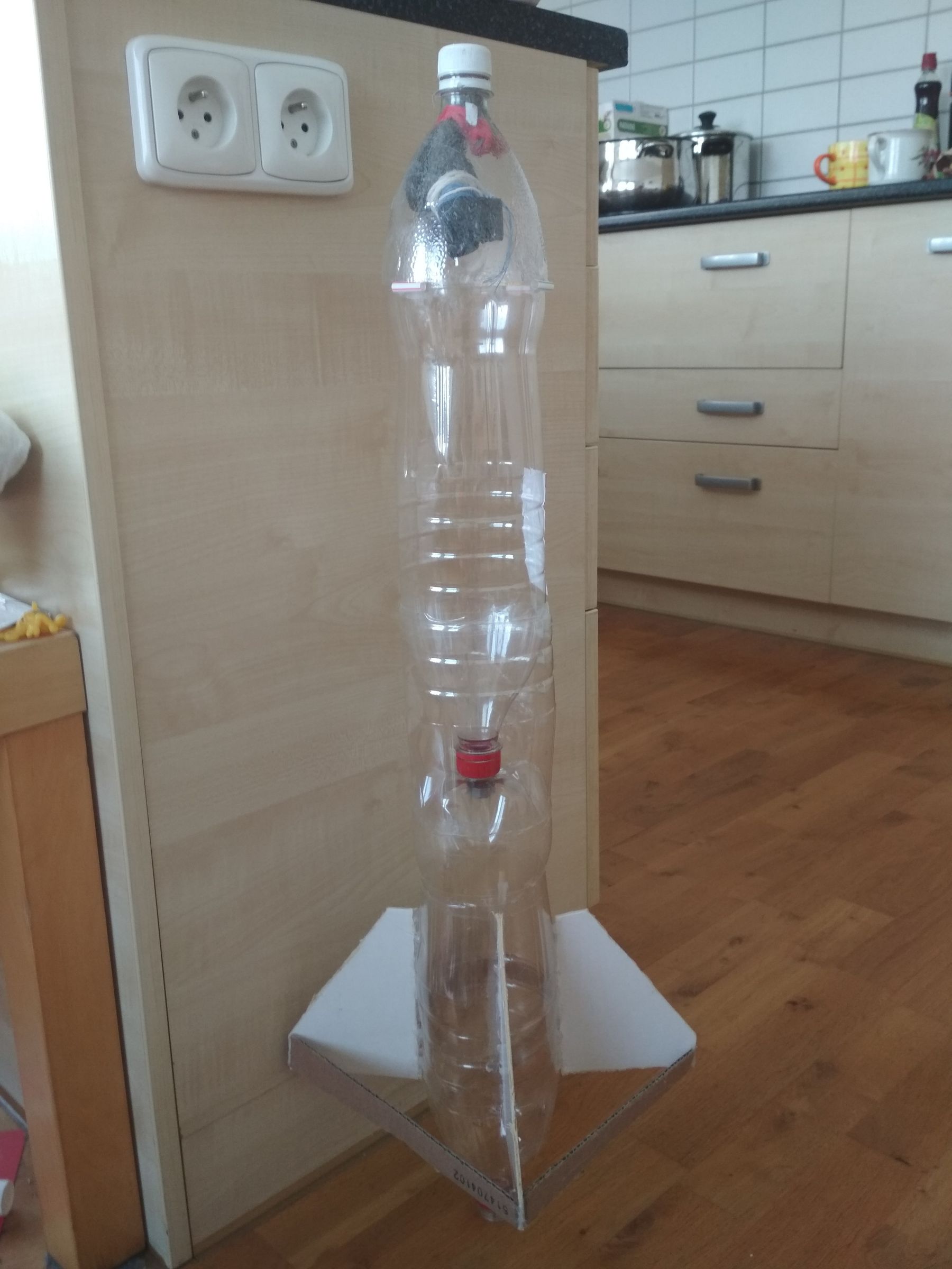 A Two-bottle Water Rocket That Flies Up to 400 Feet High : 5 Steps ...