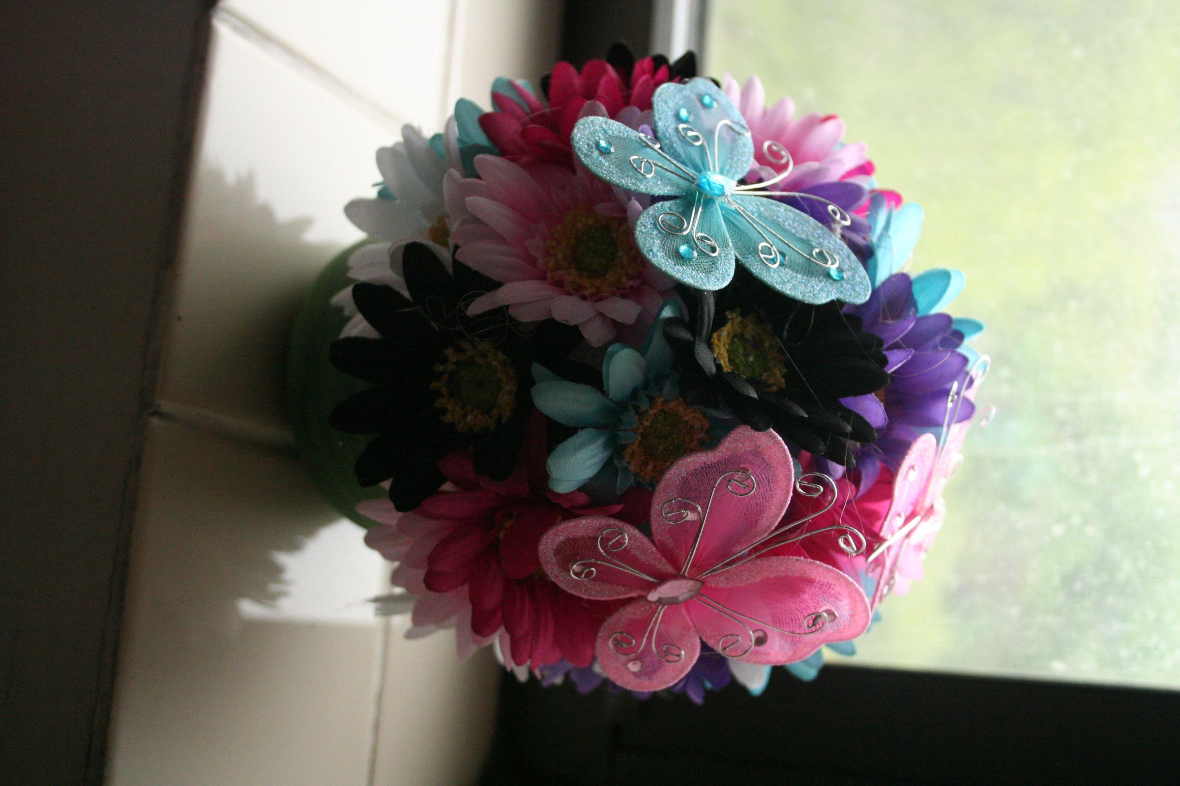 3D Floral Bouquet Display : 4 Steps - Instructables