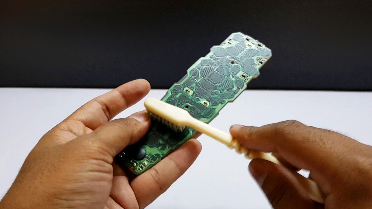 How to Fix Any Remote at Home : 7 Steps (with Pictures) - Instructables