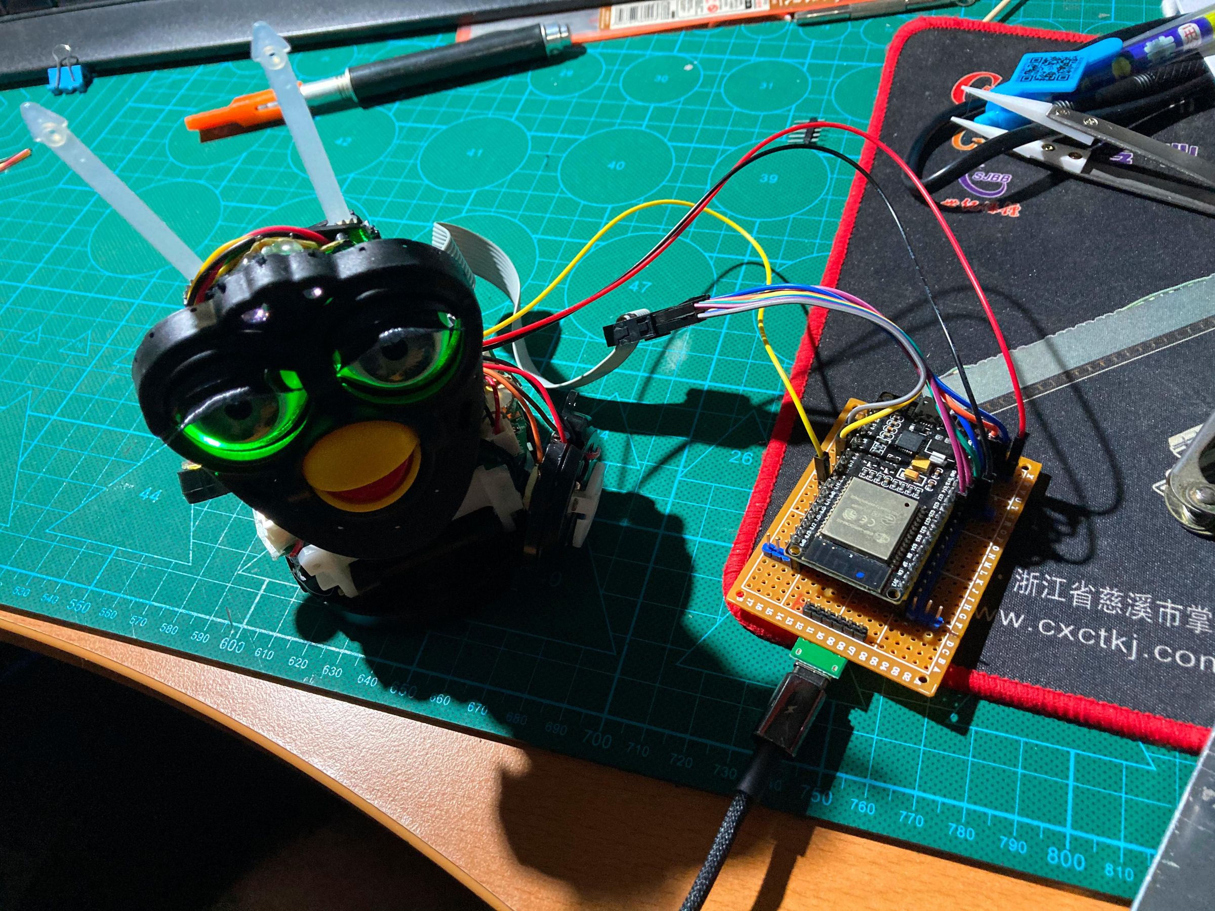 Furby Modification Including LEDs for Eyes : 5 Steps - Instructables