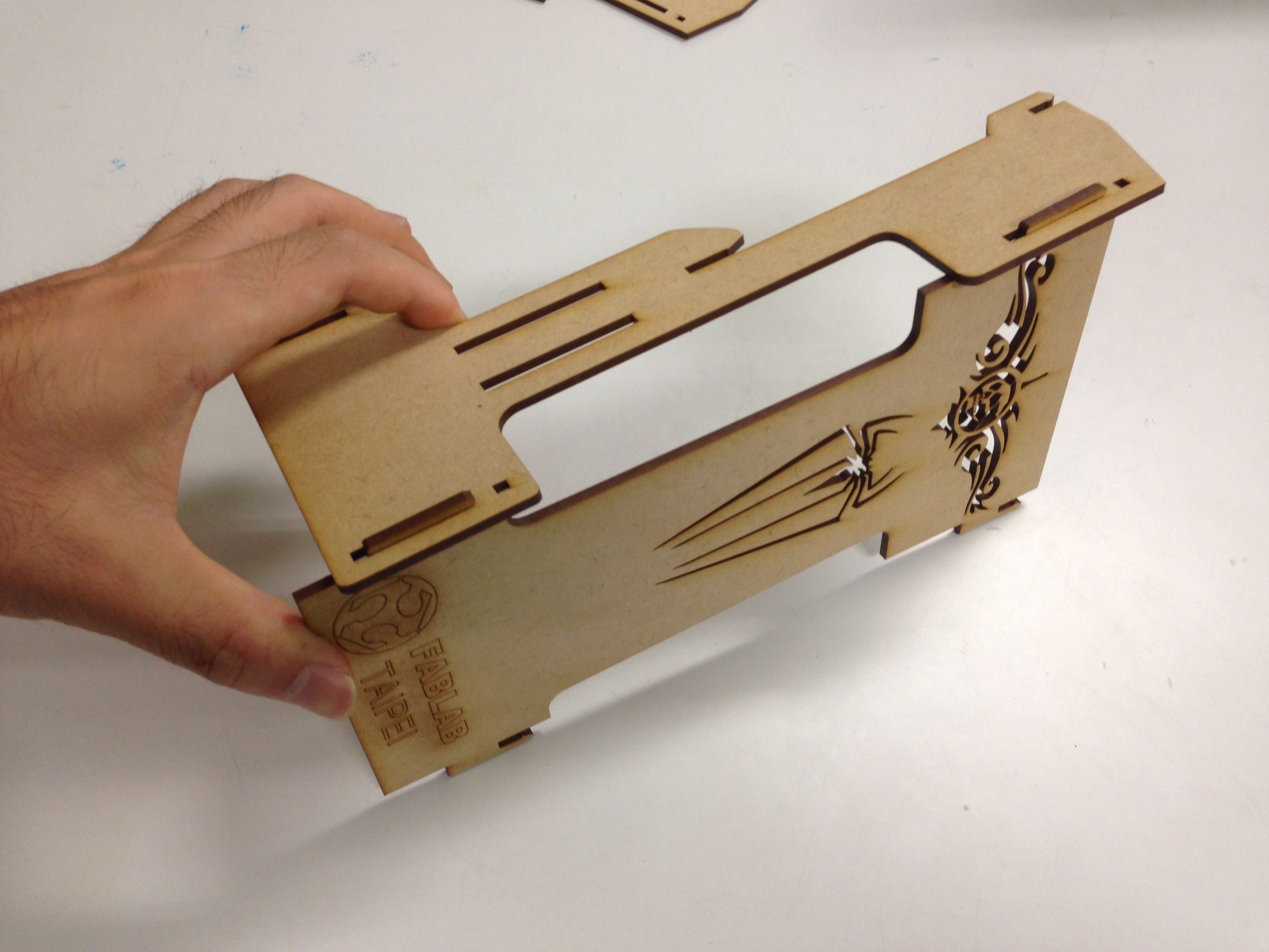 Laser-cut Mechanical Claw : 6 Steps (with Pictures) - Instructables