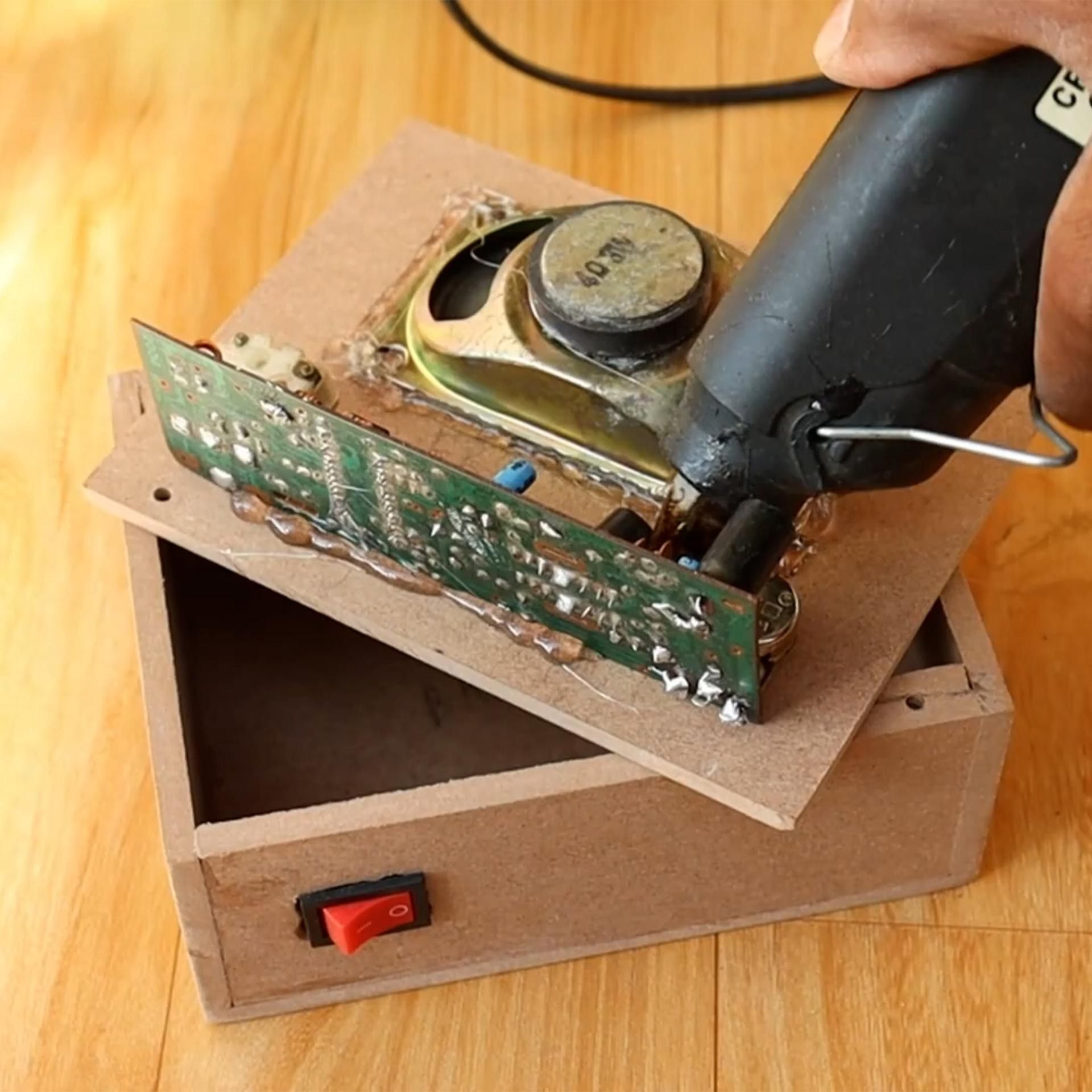 DIY FM Radio — Build a FM Receiver at Home With the Sony 1619 FM Radio ...