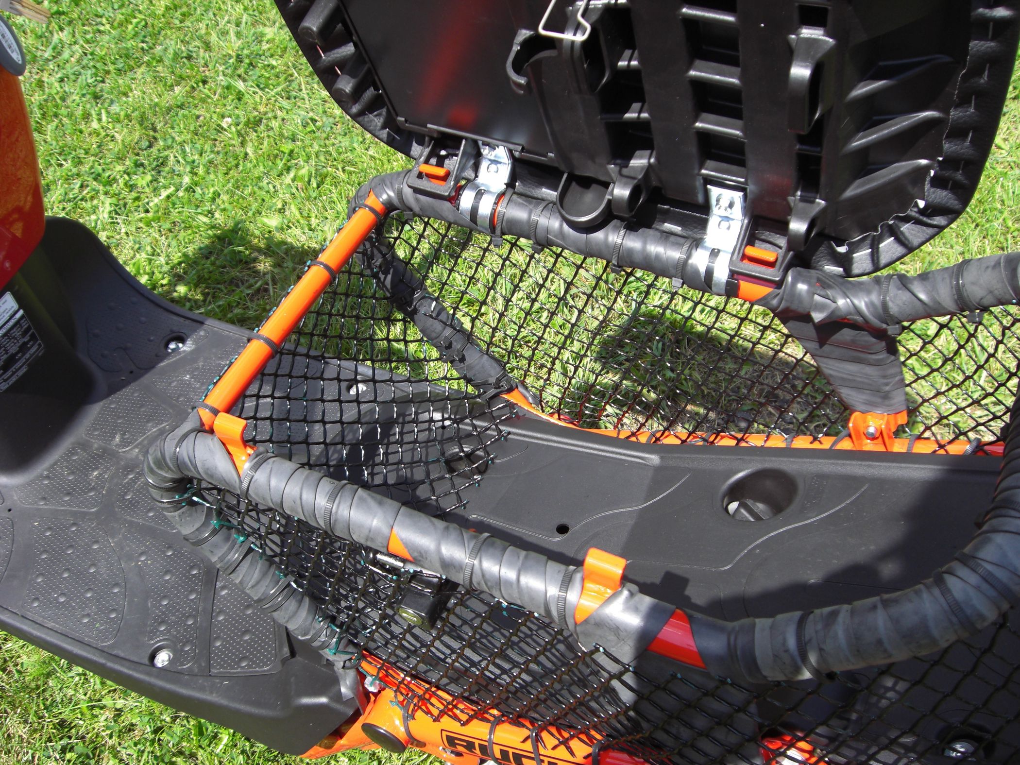 Honda Ruckus- Underseat Storage : 4 Steps - Instructables