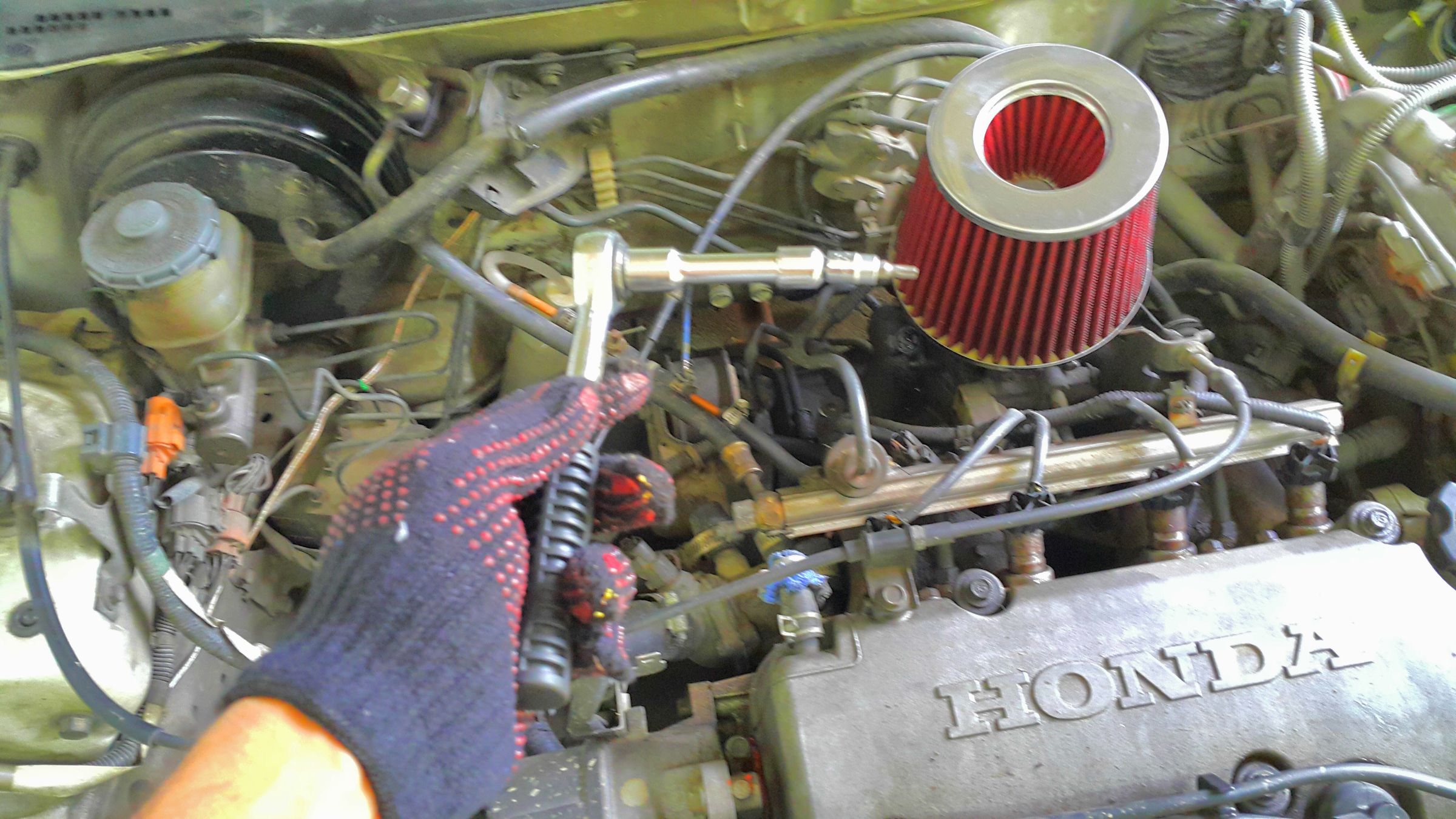 Replacing the Throttle Position Sensor on the Honda Civic 1999 D15B ...