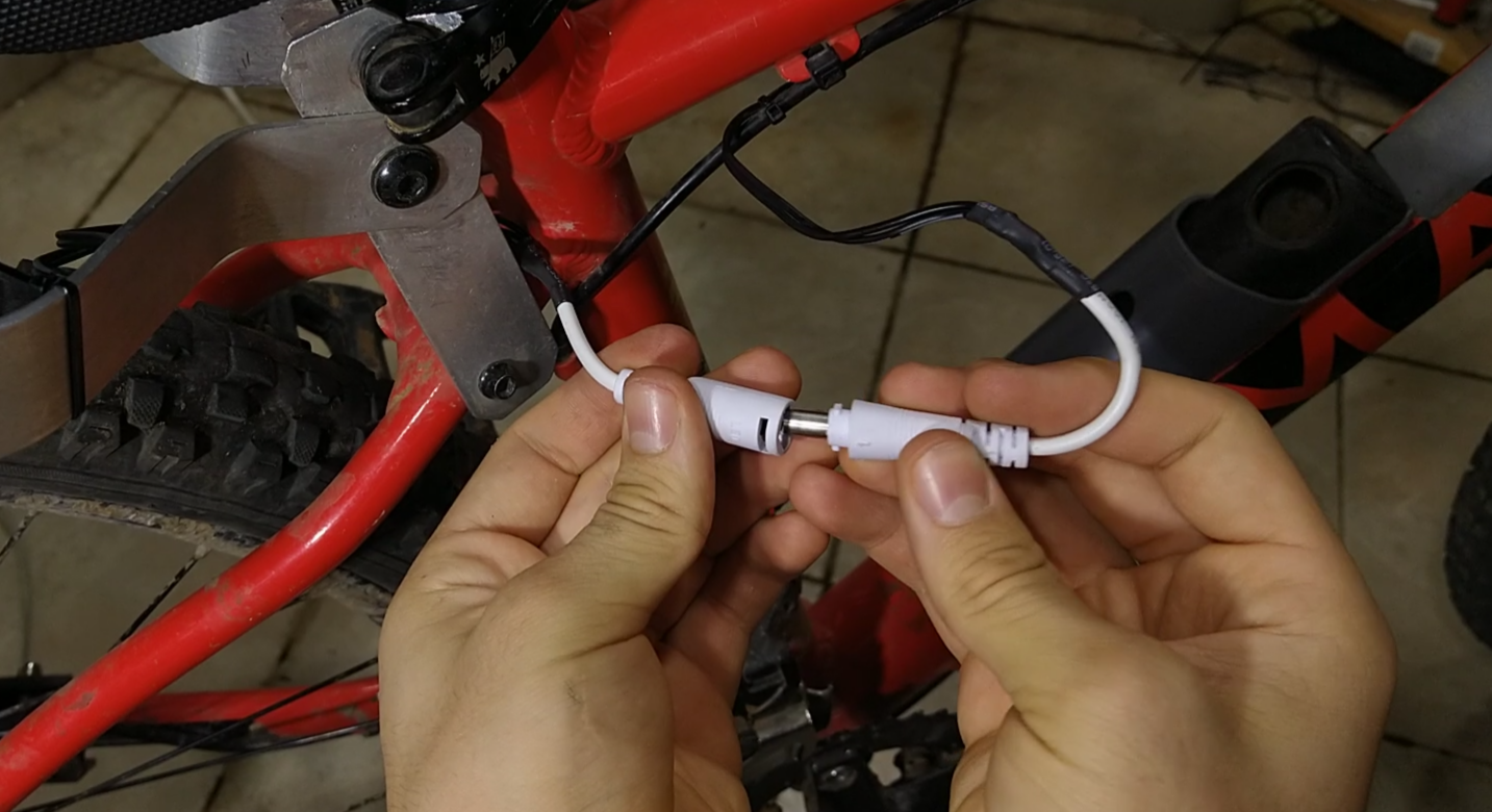 DIY Insanely Bright LED Bike Light With LED Strip Lighting (on a Budget ...