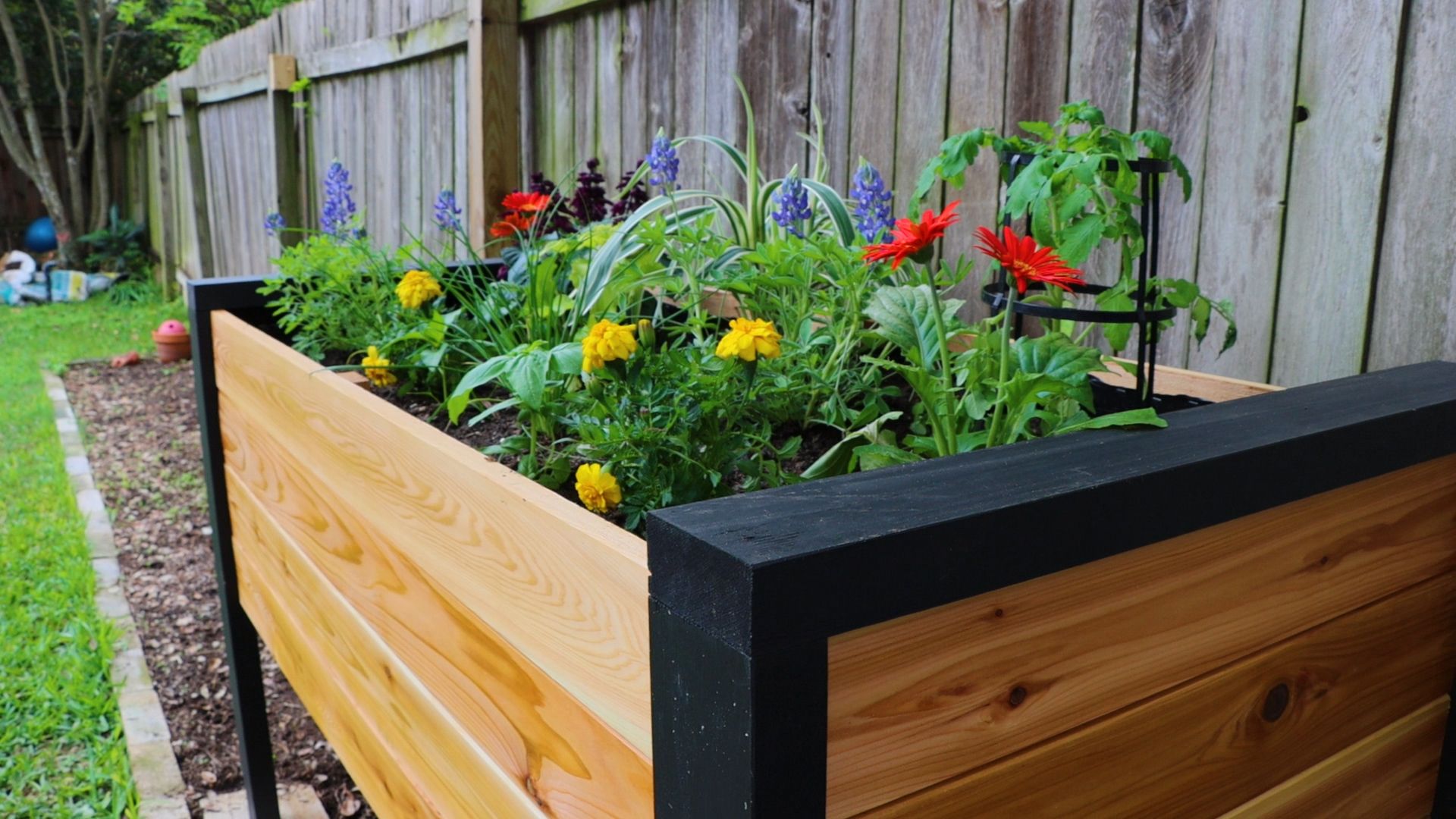 How to Make a DIY Raised Planter Box : 14 Steps (with Pictures ...
