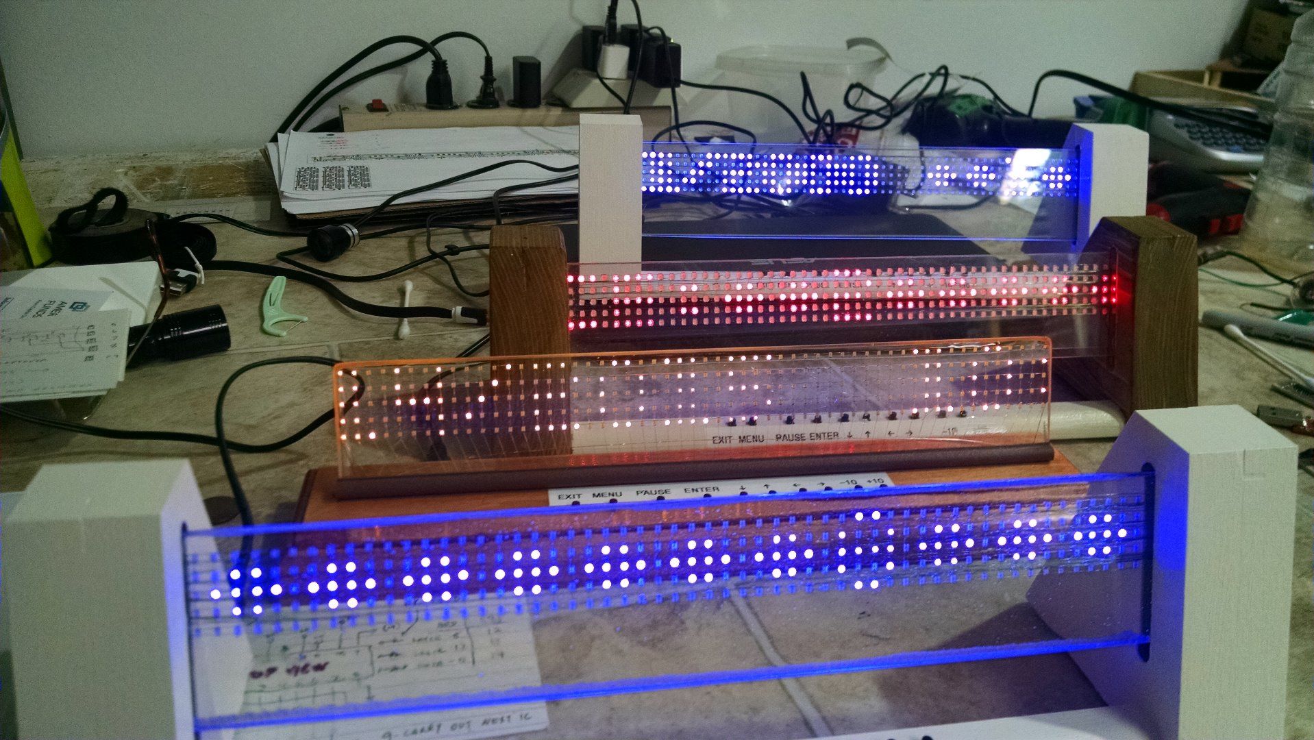 LED on GLASS DISPLAY : 5 Steps - Instructables