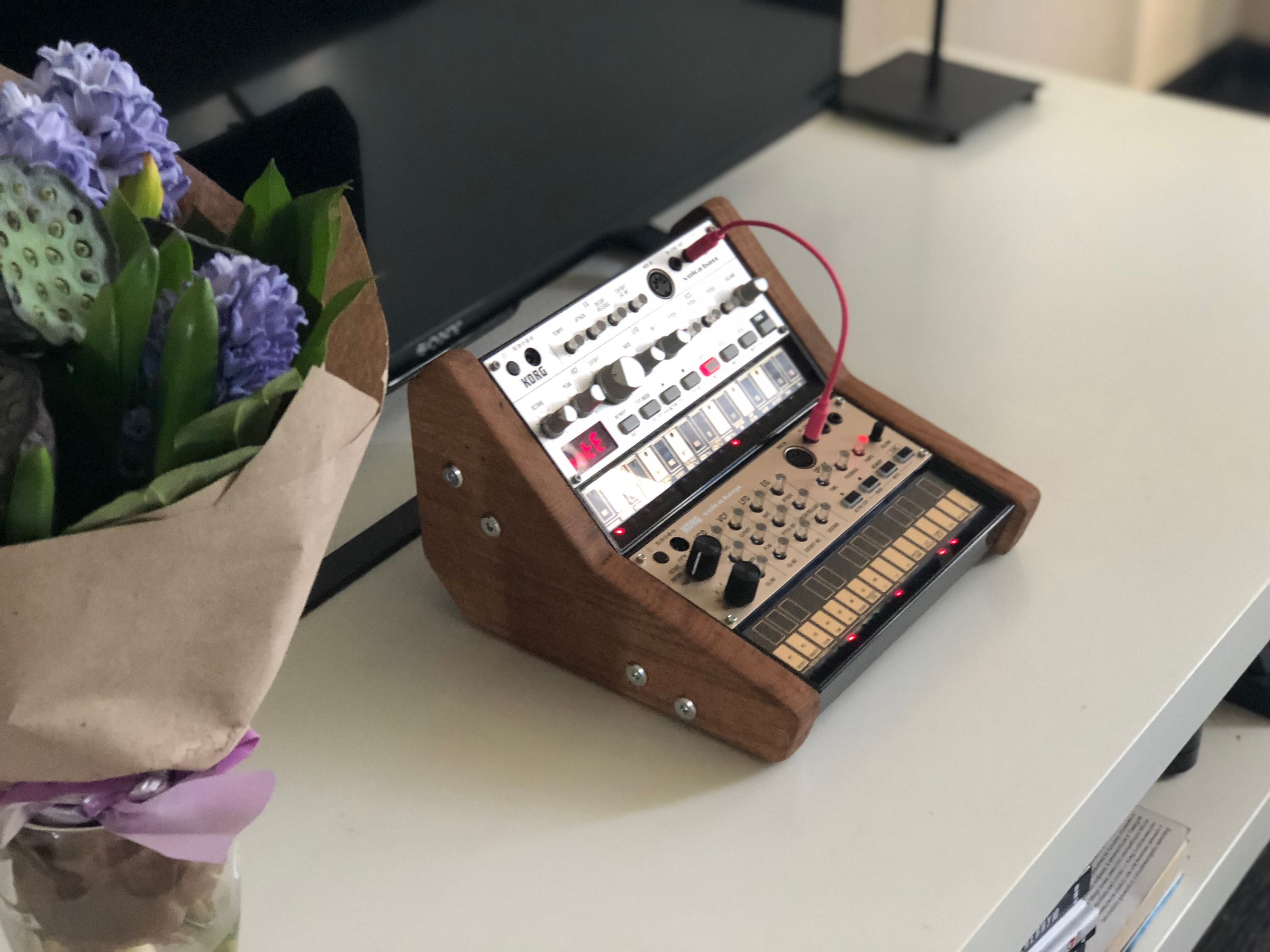 Dual Korg Volca Stand : 4 Steps (with Pictures) - Instructables