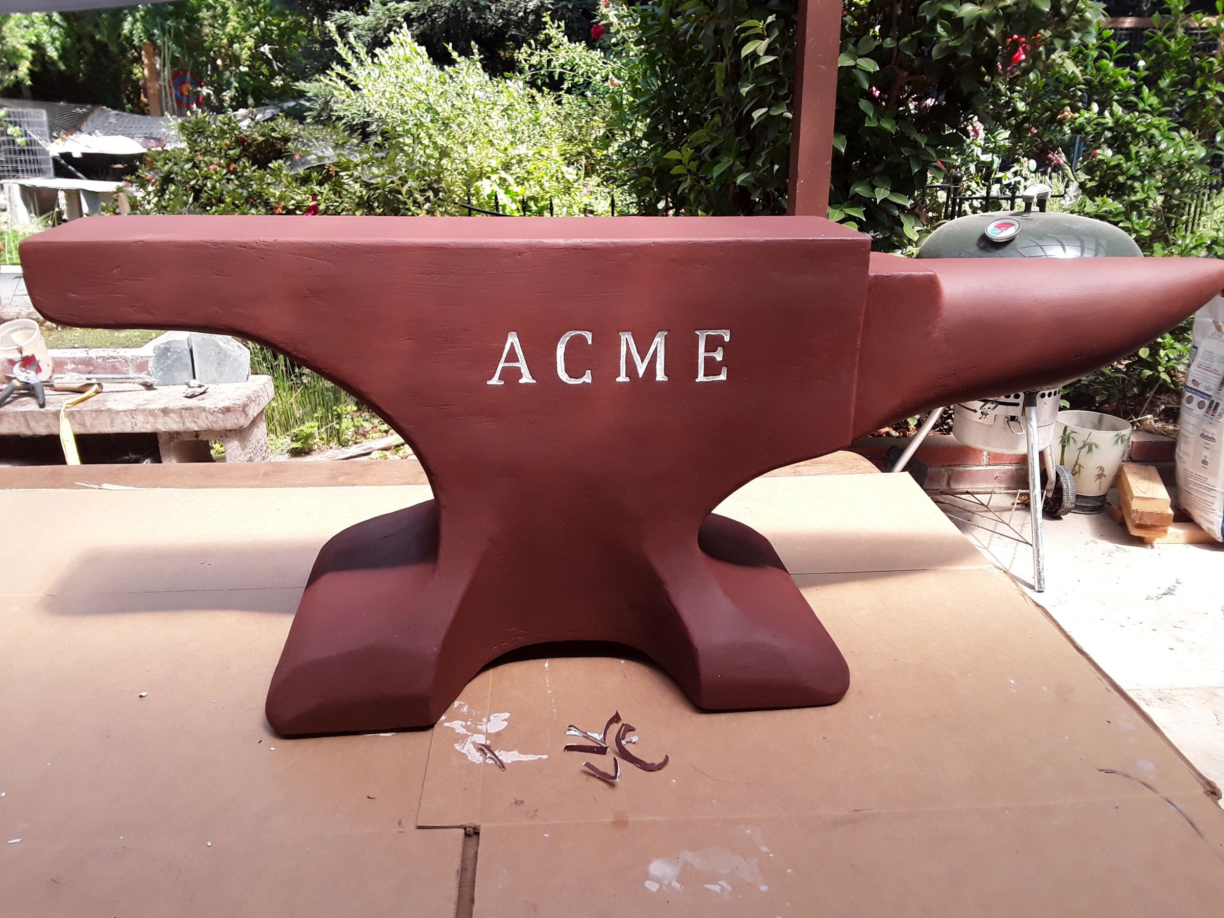 ACME Anvil Prop From Recycled Styrofoam : 6 Steps (with Pictures ...