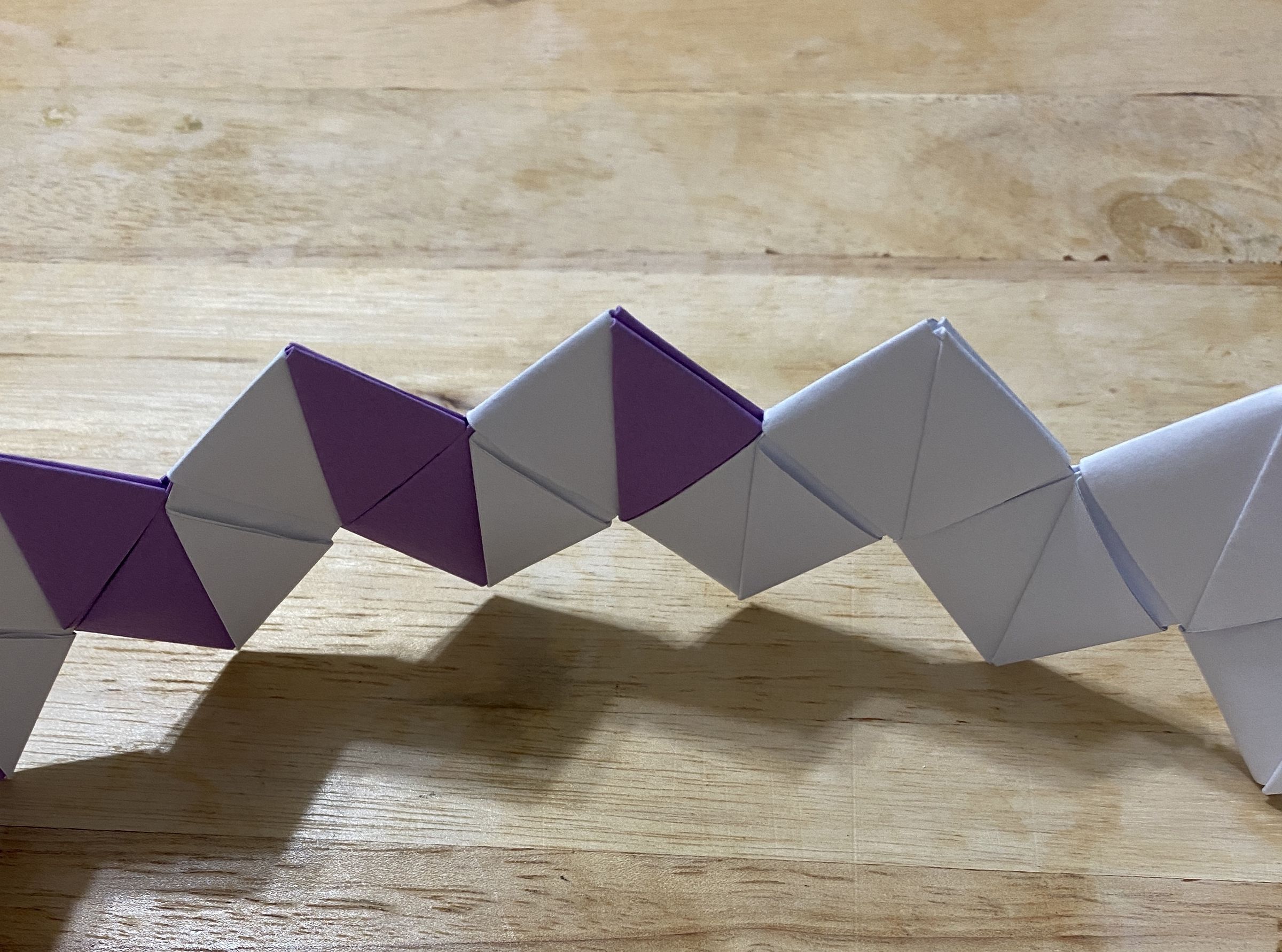 Zigzag Paper Chain : 13 Steps (with Pictures) - Instructables