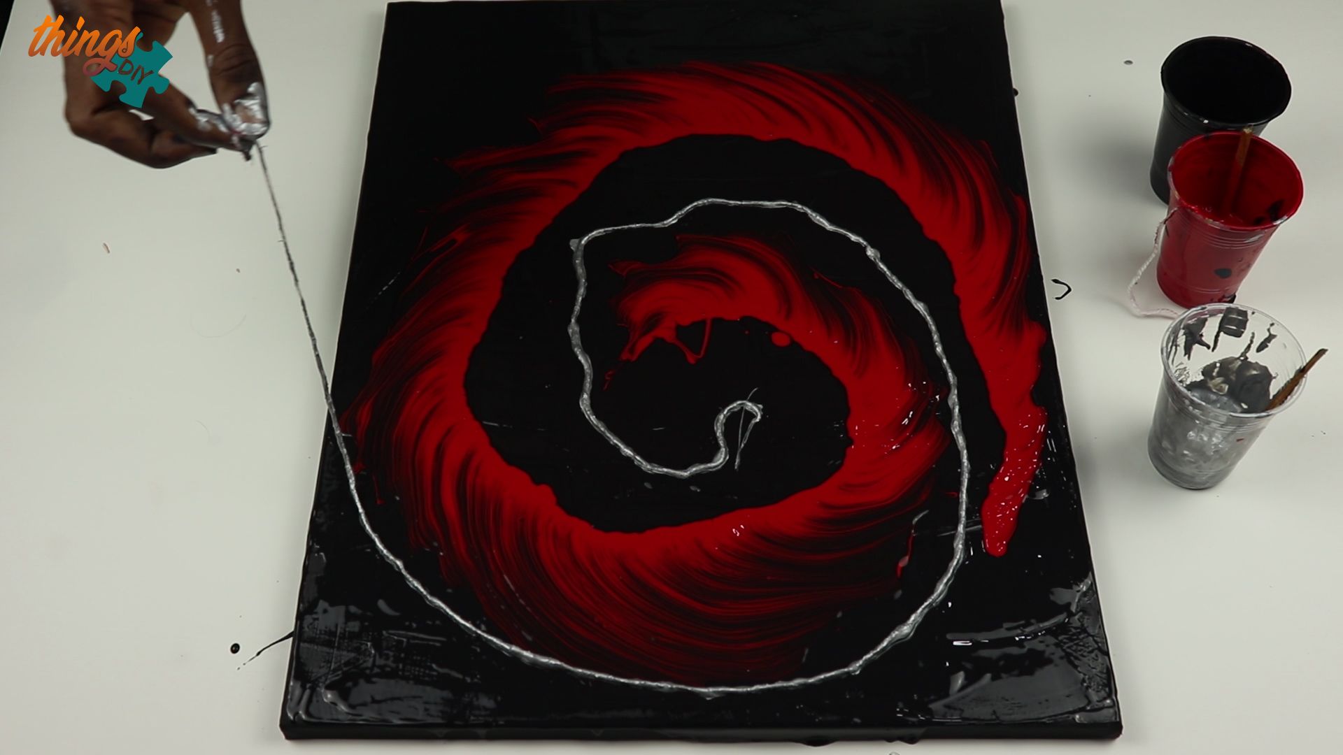 String Painting Spiral Pattern : 4 Steps - Instructables
