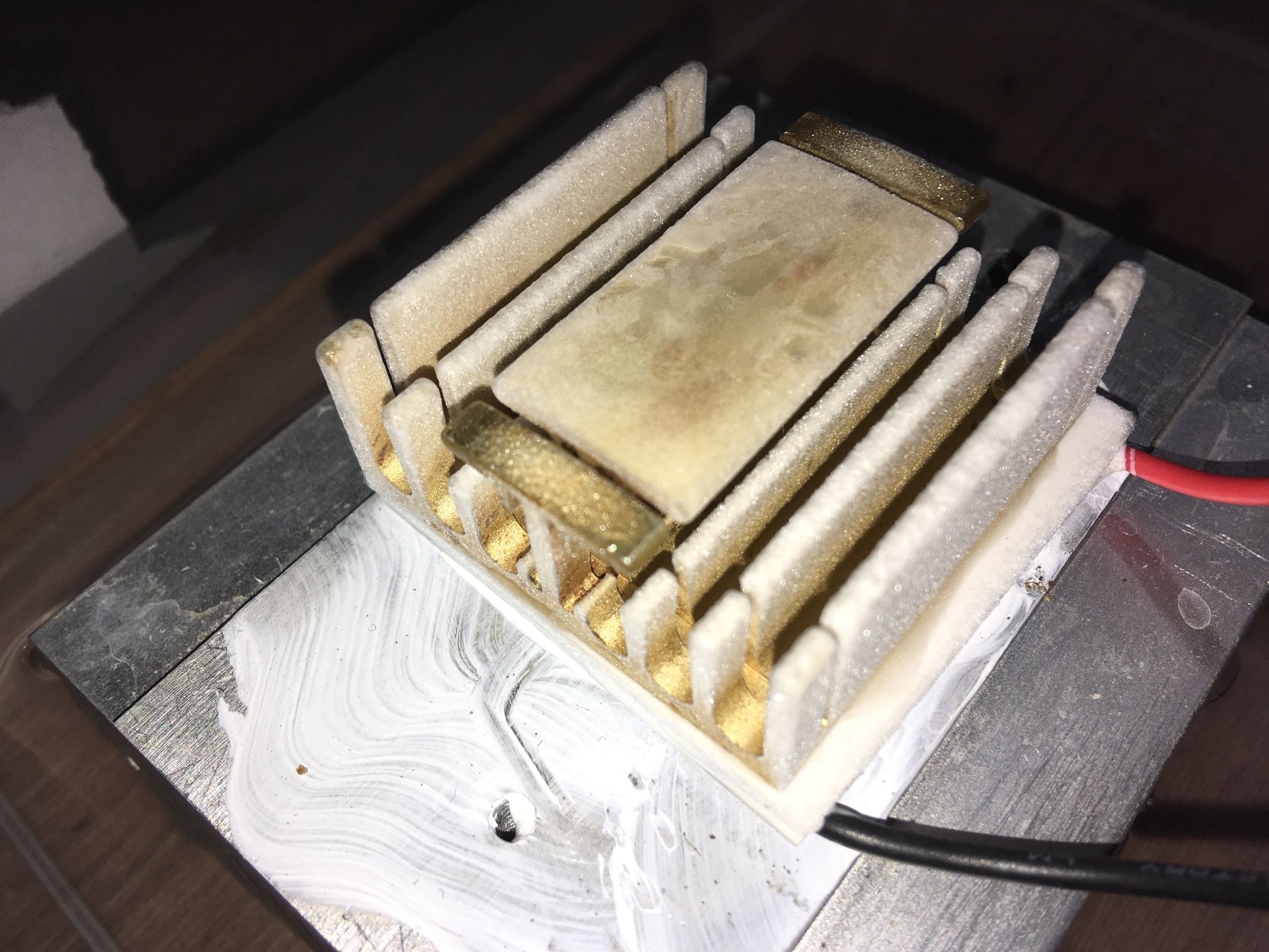 Peltier Effect (Extreme Cooling) : 8 Steps (with Pictures) - Instructables