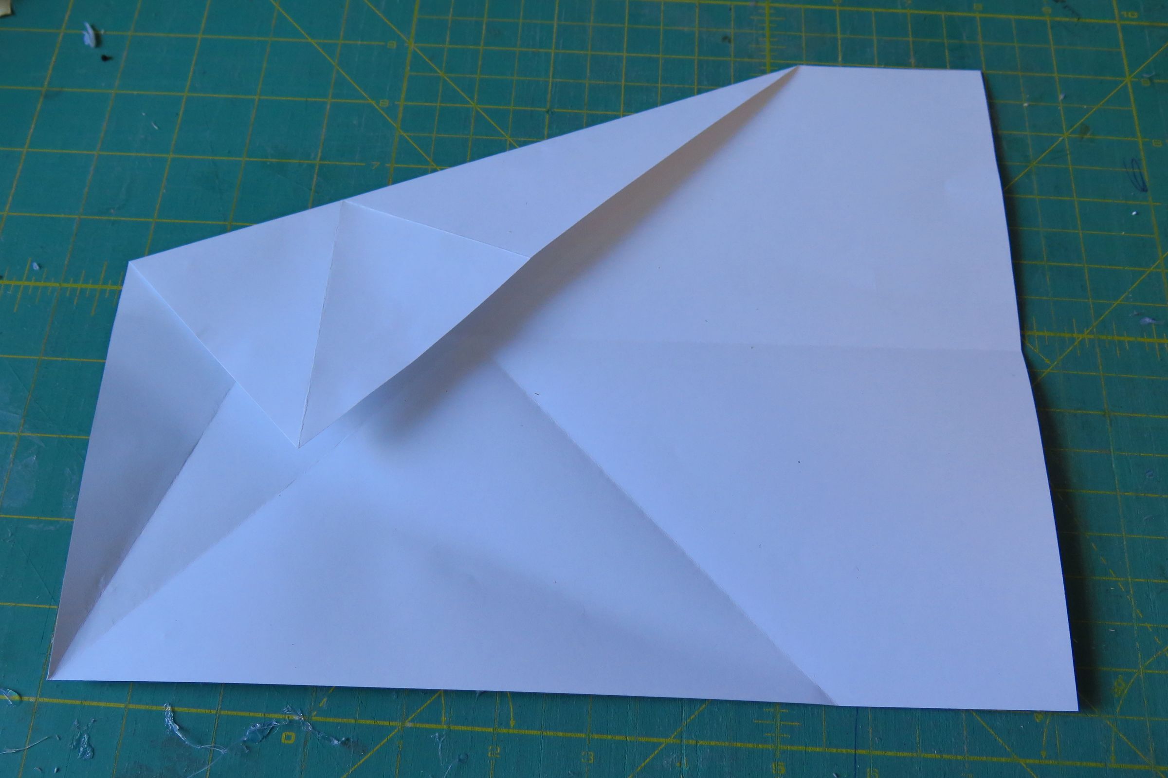 Contest Winning Paper Airplane : 9 Steps - Instructables