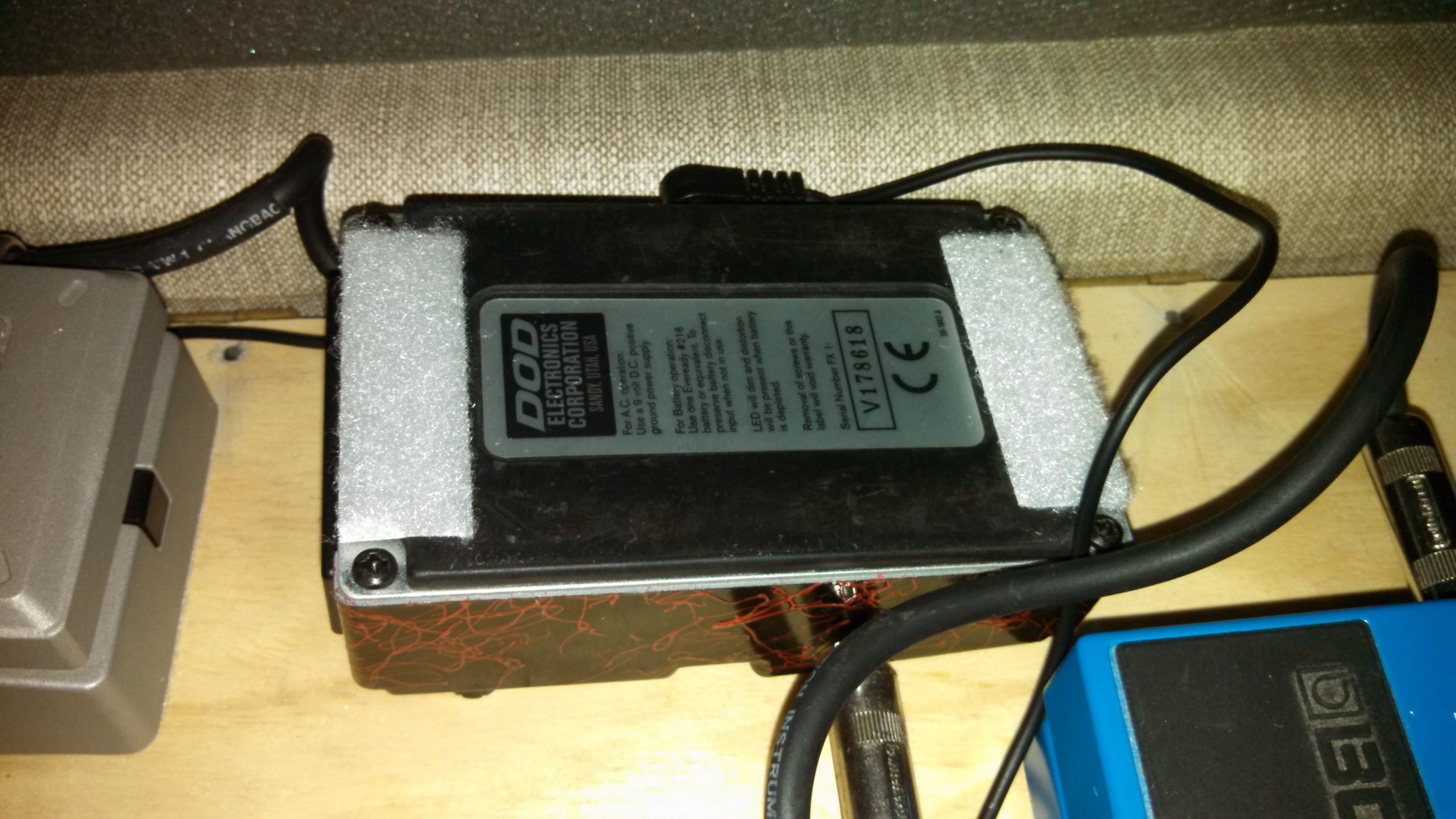 Guitar Pedal Board Suitcase With Storage : 7 Steps - Instructables