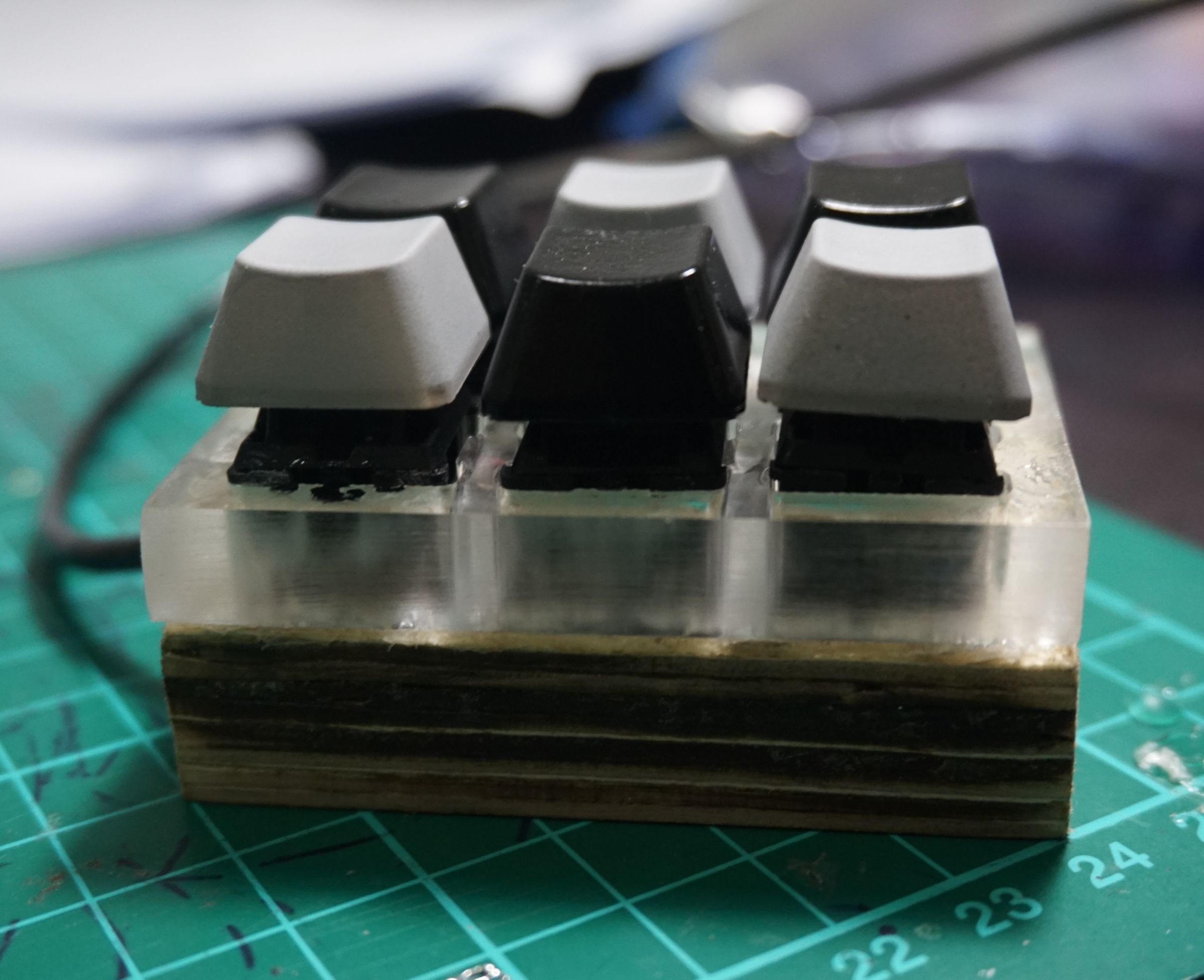DIY Programmable 6-Key Keyboard (DigiSpark) : 11 Steps (with Pictures ...