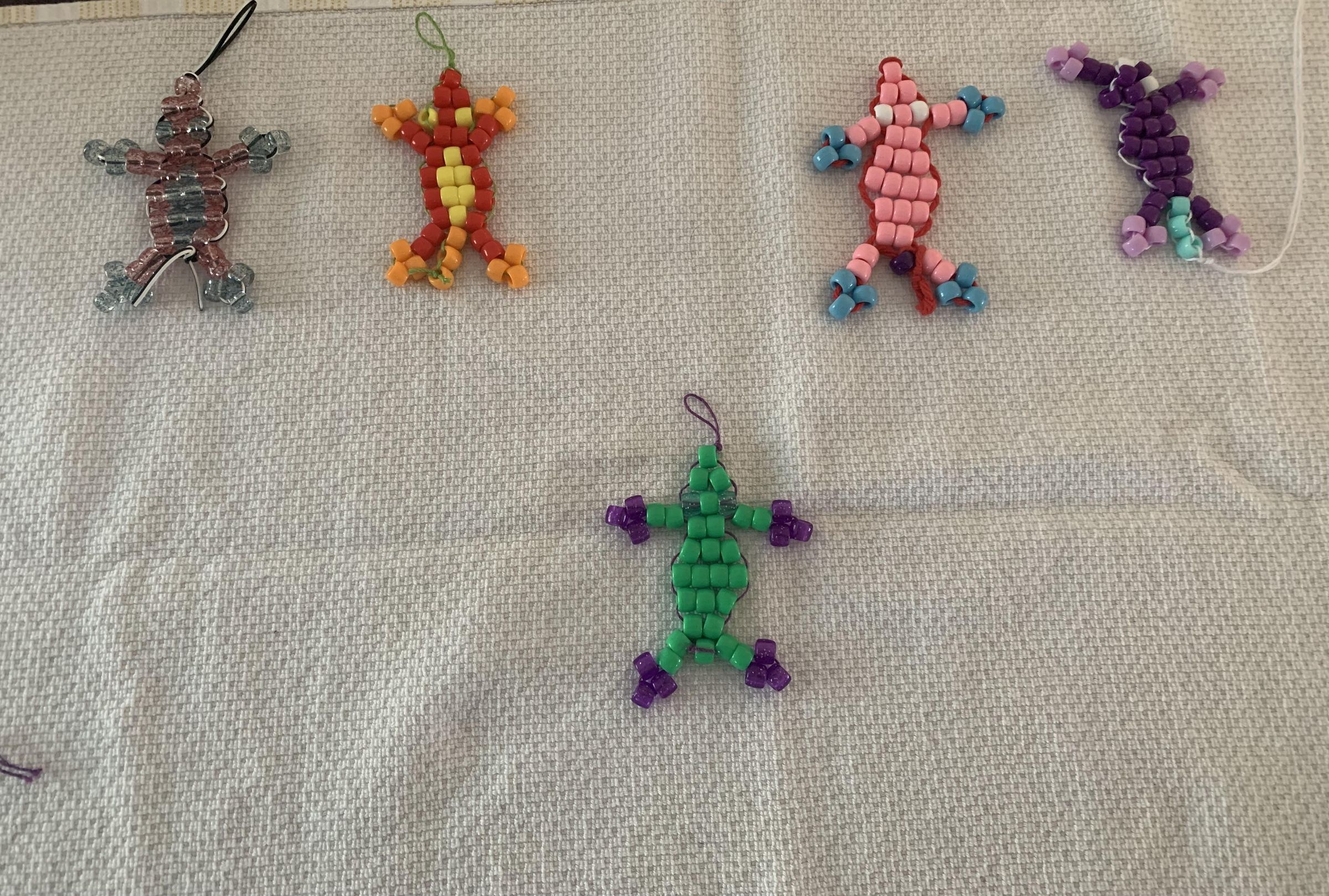 Pony Bead Lizard : 6 Steps (with Pictures) - Instructables