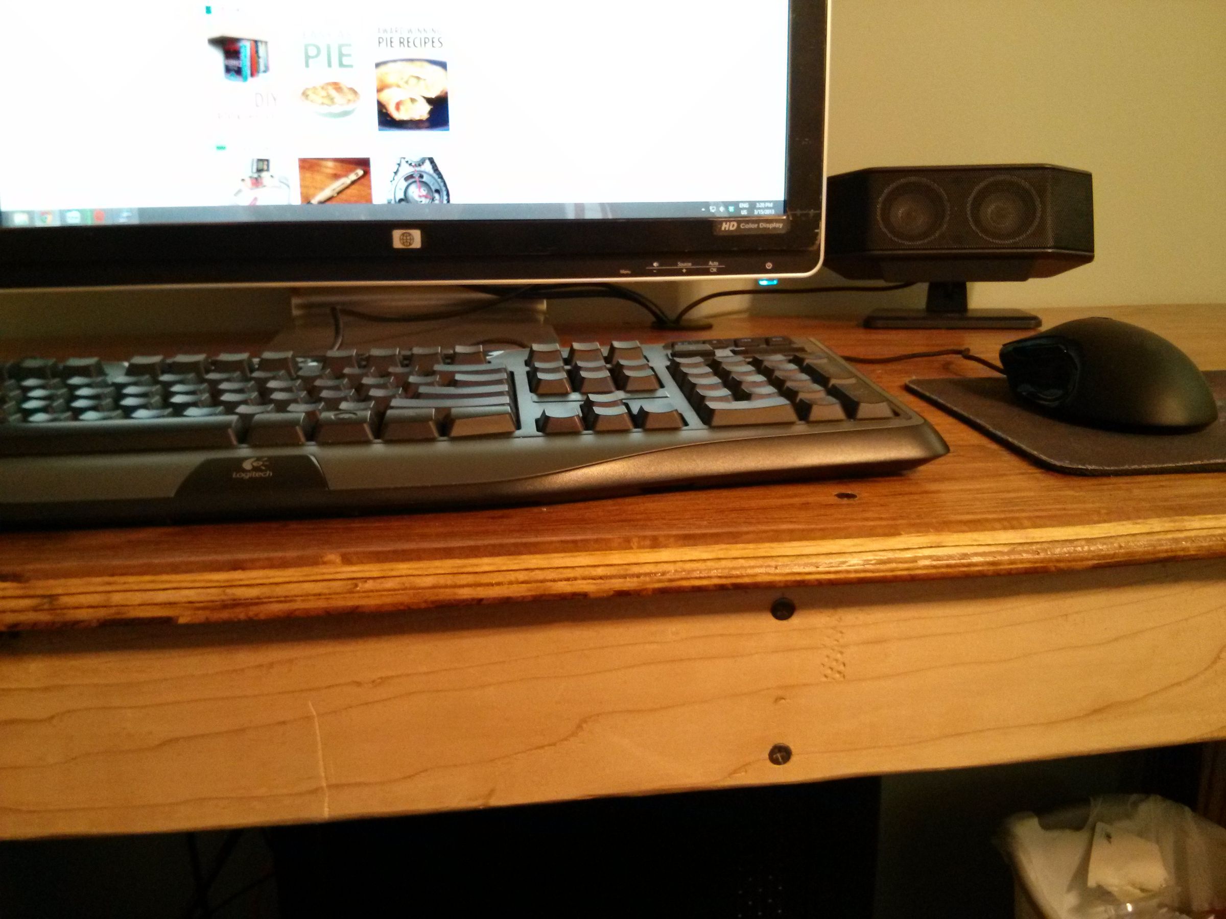 UpCycled Pallet Desk - Instructables