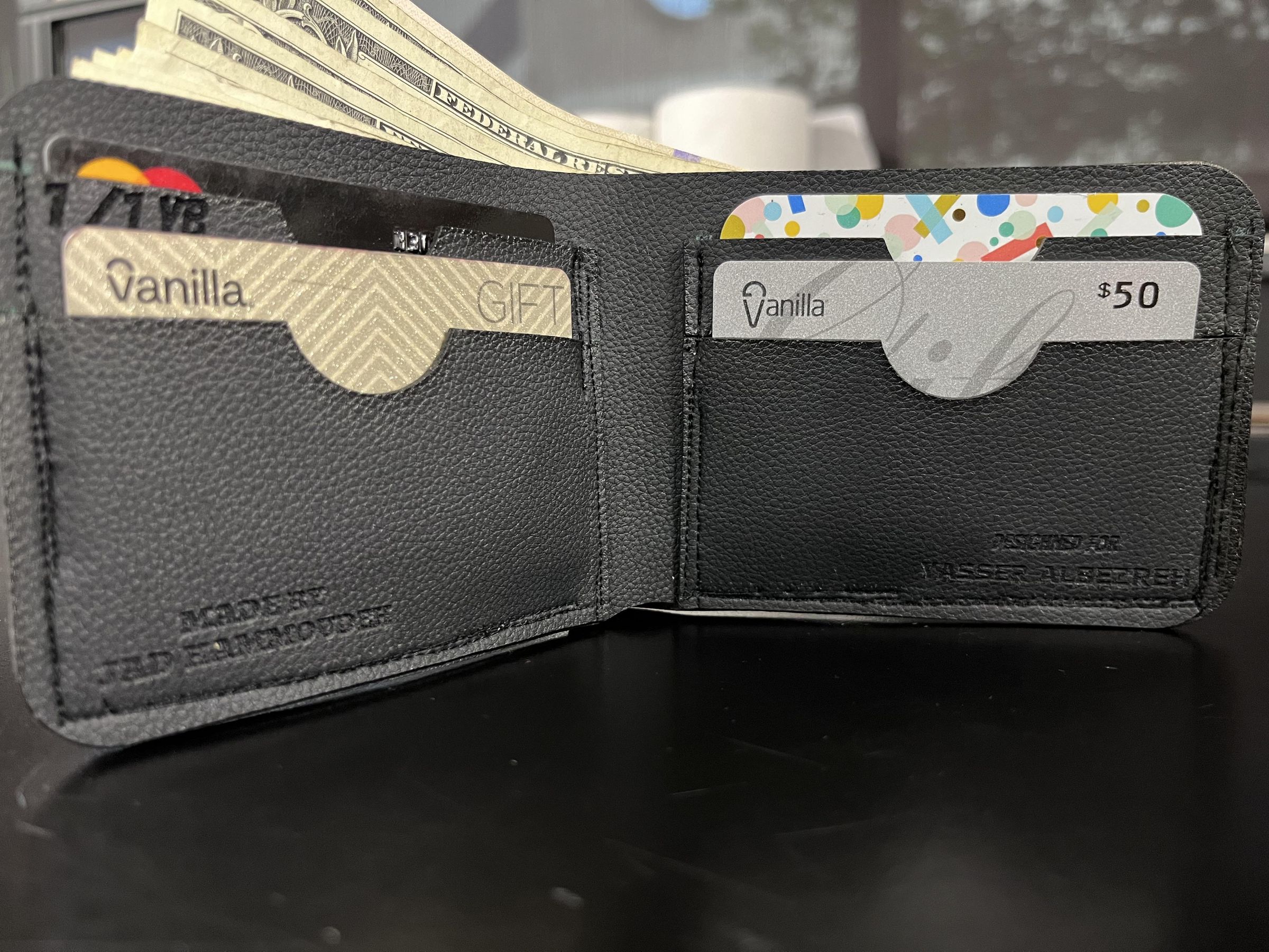 Real Leather Black Wallets With 4 Card Holders and Has a Logo on It : 4 ...