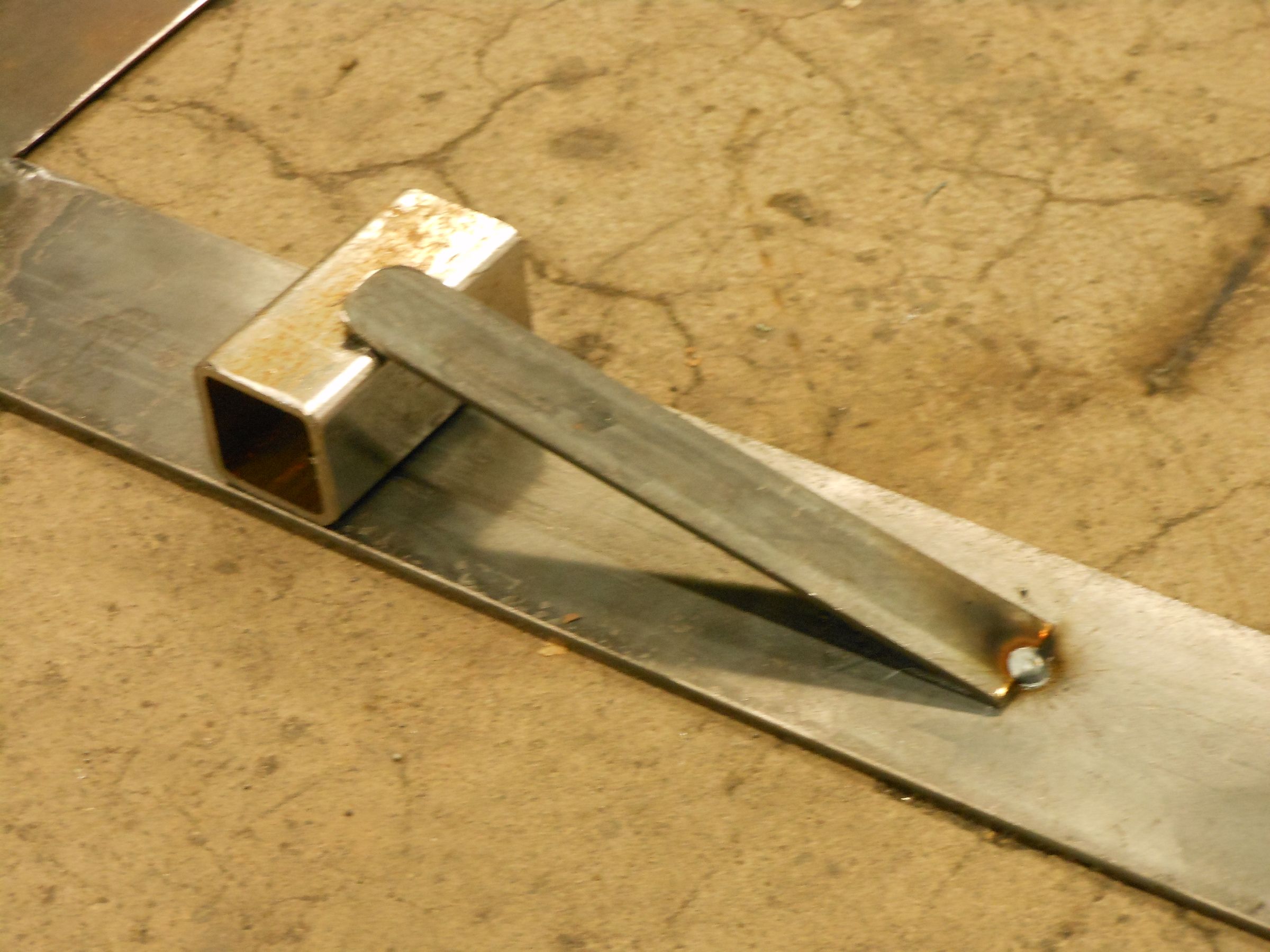 Scenic Metal Snowboard Rack : 9 Steps (with Pictures) - Instructables