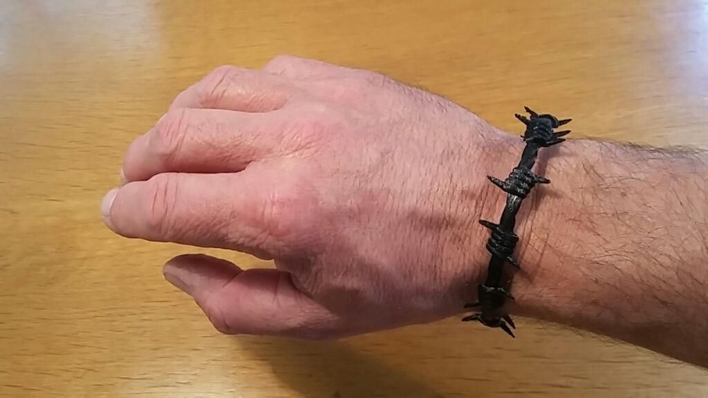 Faux Barbed Wire Choker and Bracelet - Flexible 3D Print : 8 Steps ...