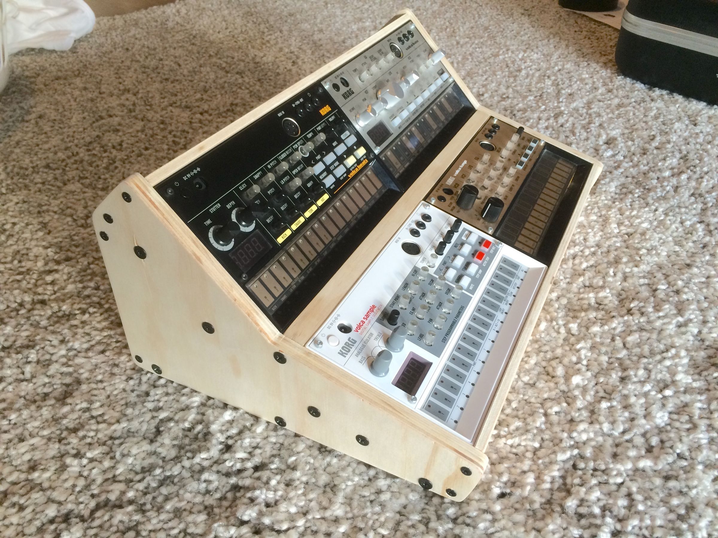 Dual Korg Volca Stand : 4 Steps (with Pictures) - Instructables