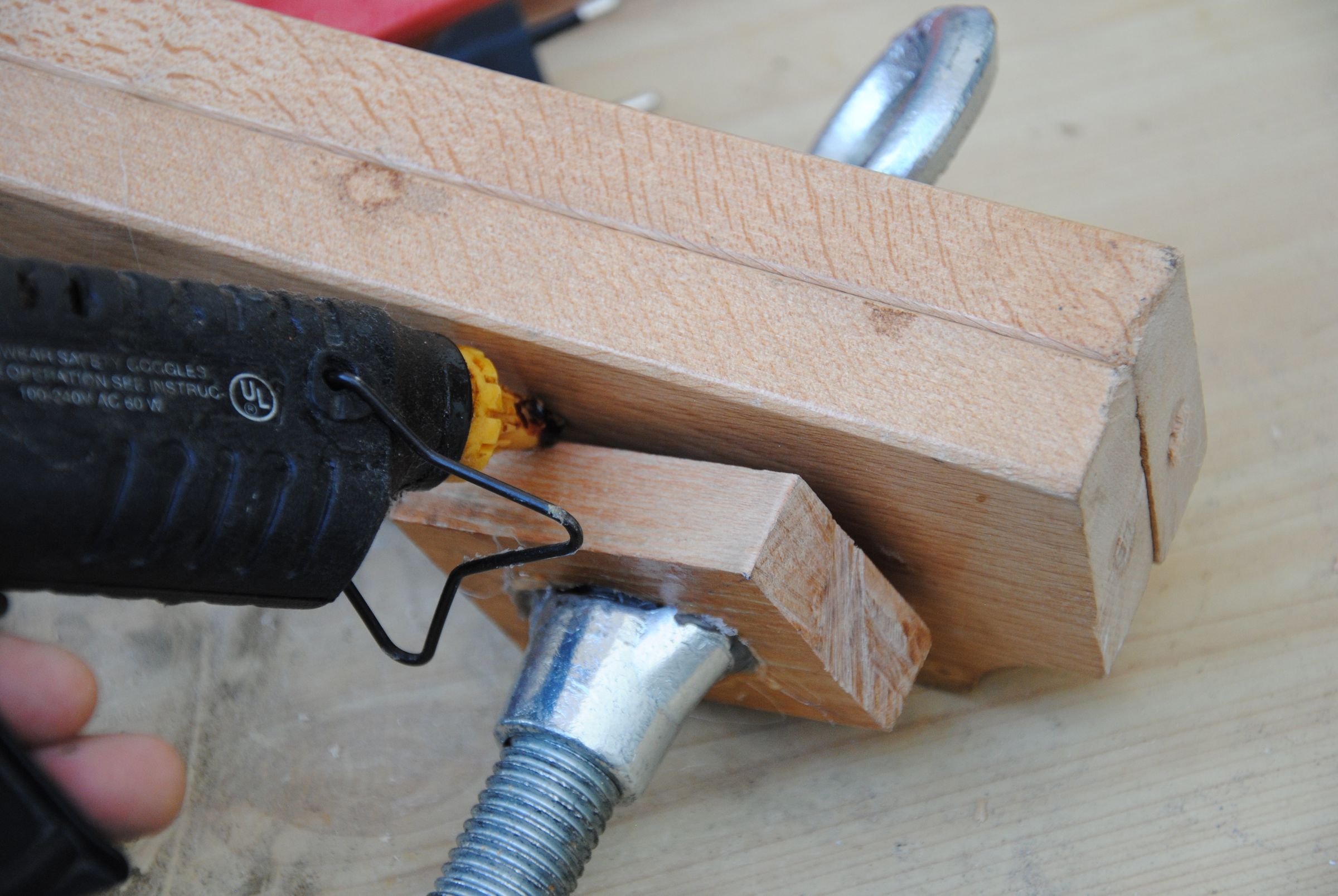 How to Build a Twin-Screw Vise | DIY Woodworking Tools #10 : 10 Steps ...