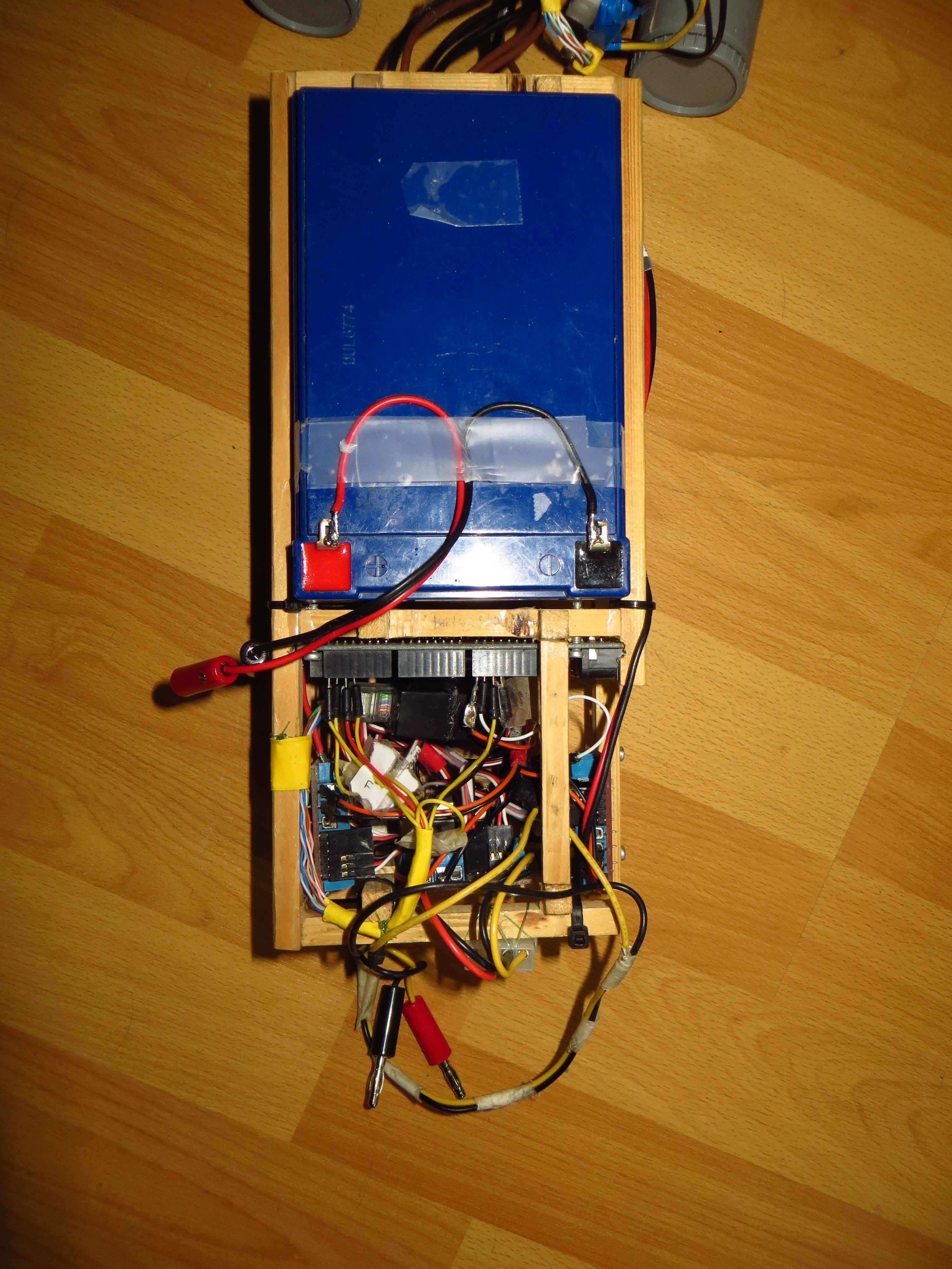 Build Your Own Underwater ROV From Scratch : 8 Steps (with Pictures ...