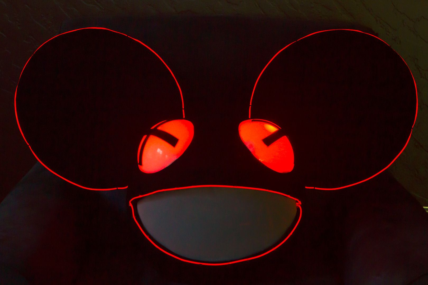 How to Build Your Own Deadmau5 Mouse Head Helmet! : 12 Steps (with ...