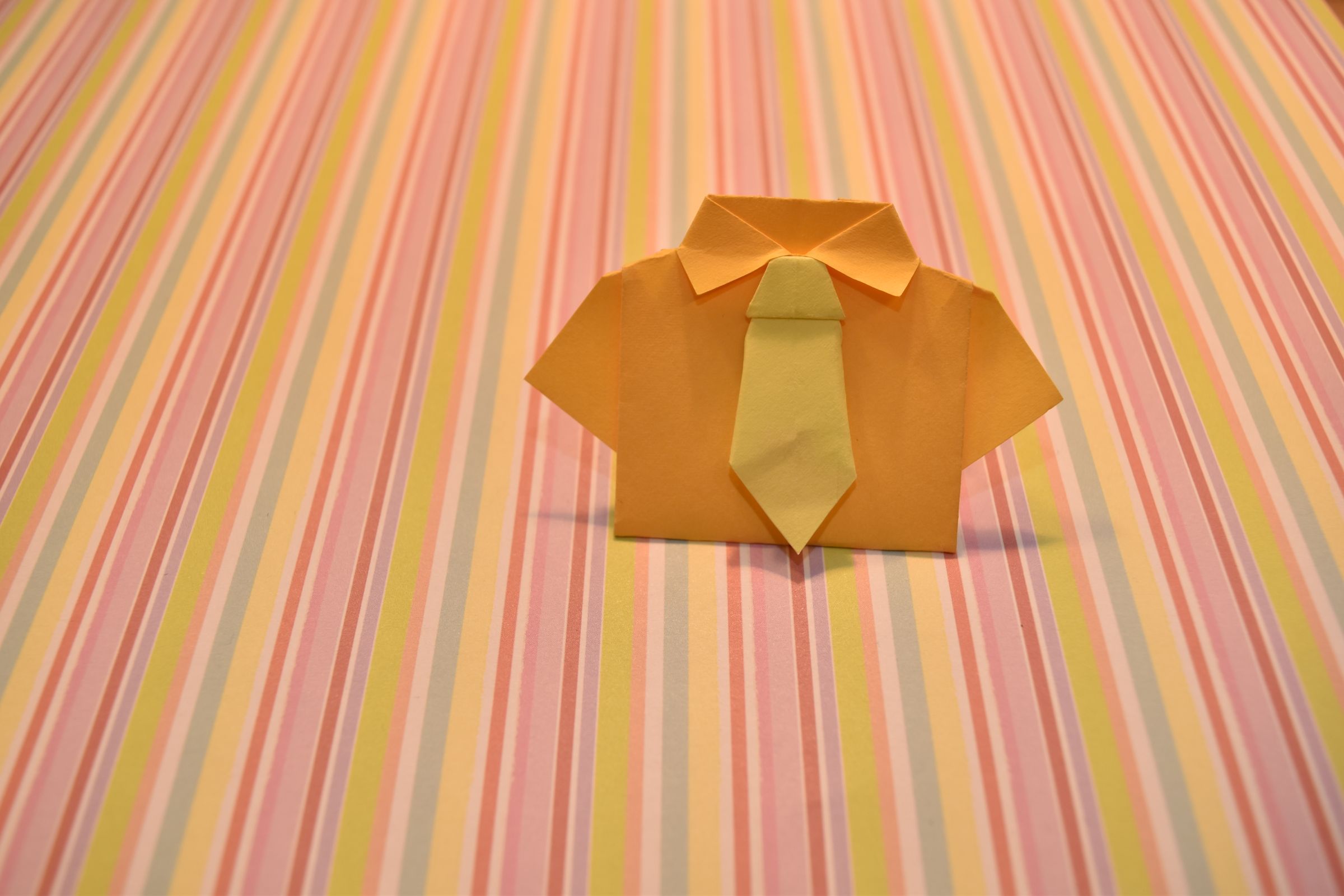 Paper Shirt With Tie : 12 Steps - Instructables