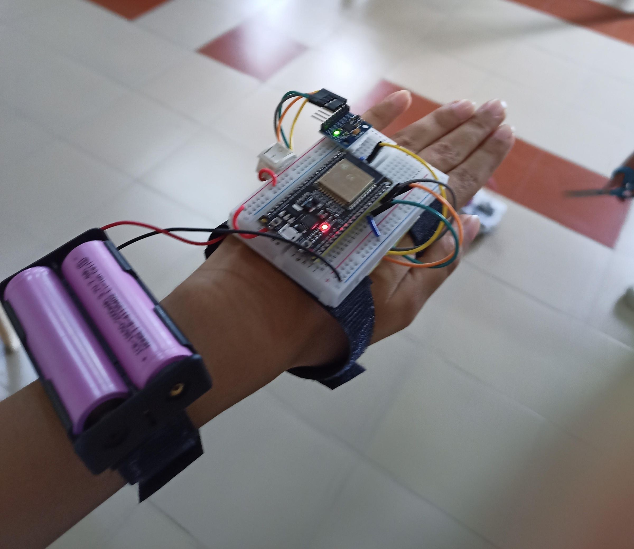 Hand Gesture Controlled Car : 4 Steps (with Pictures) - Instructables