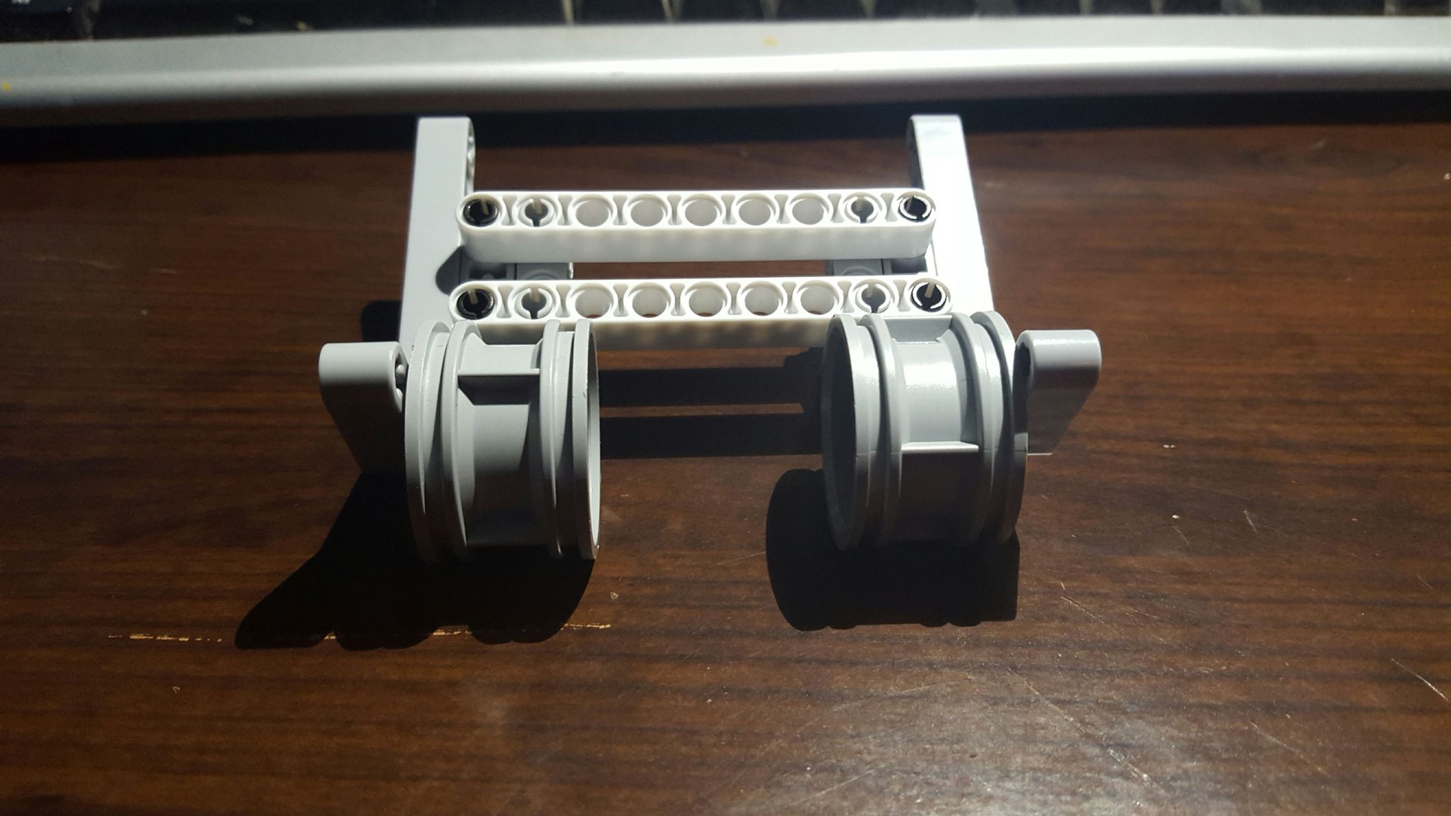 Quick Easy Phone Mount for Desk Recording : 7 Steps - Instructables