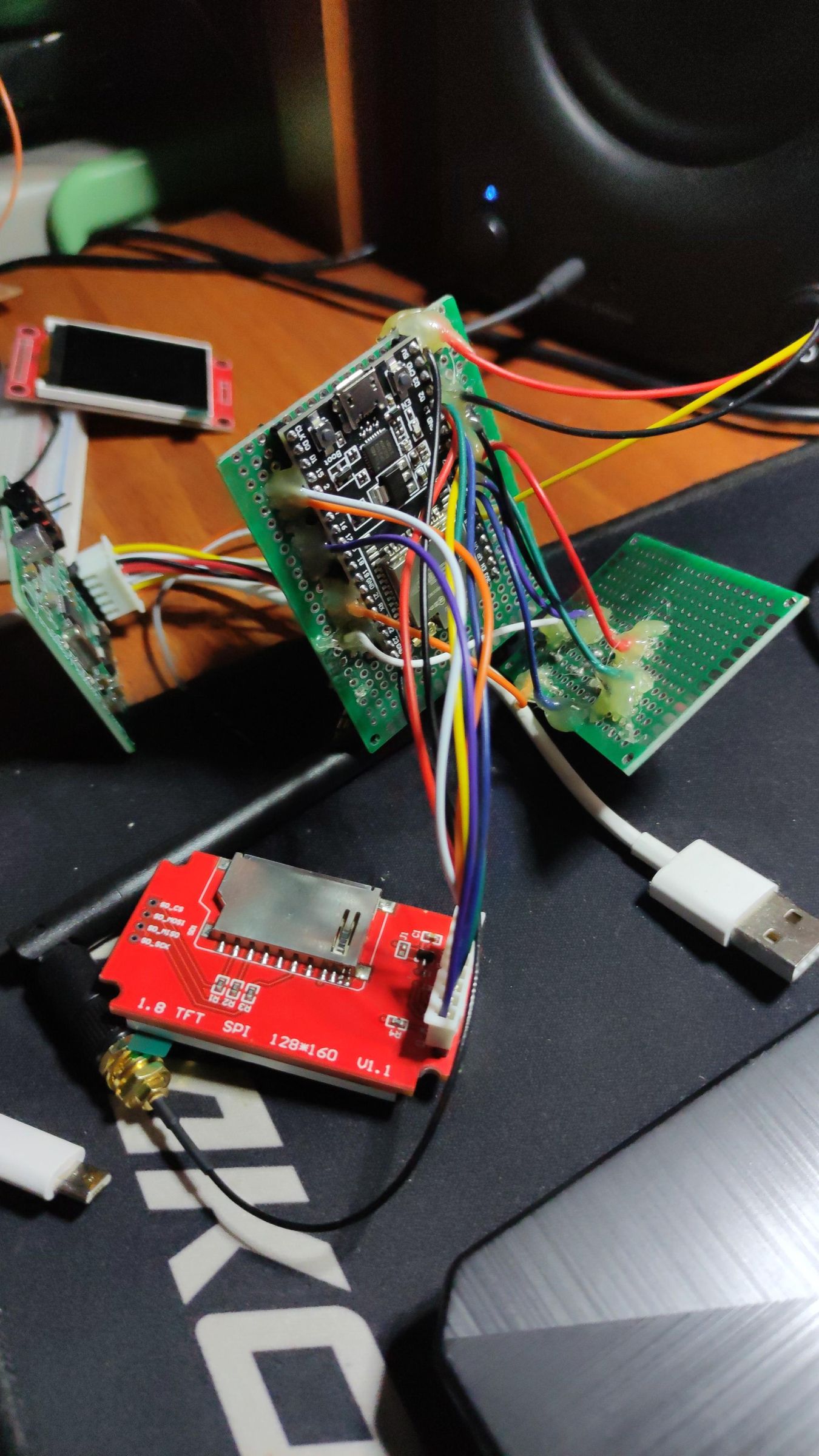 "HiFi" Online Radio: Internet Streaming With ESP32 and VS1053 : 4 Steps ...