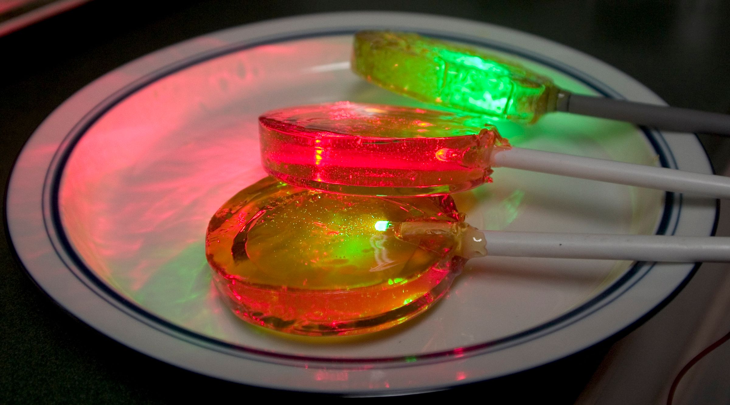 Light-Up LED Lollipops : 6 Steps (with Pictures) - Instructables