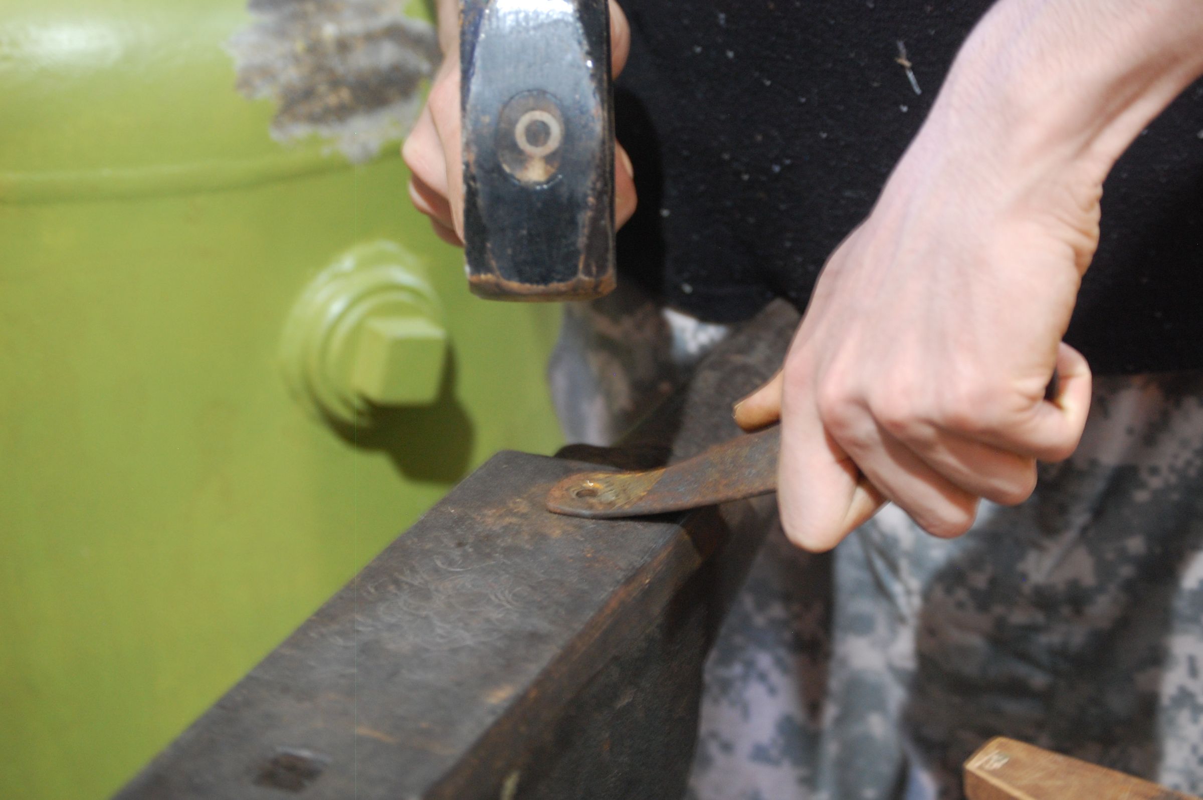 Music Box Gong : 15 Steps (with Pictures) - Instructables