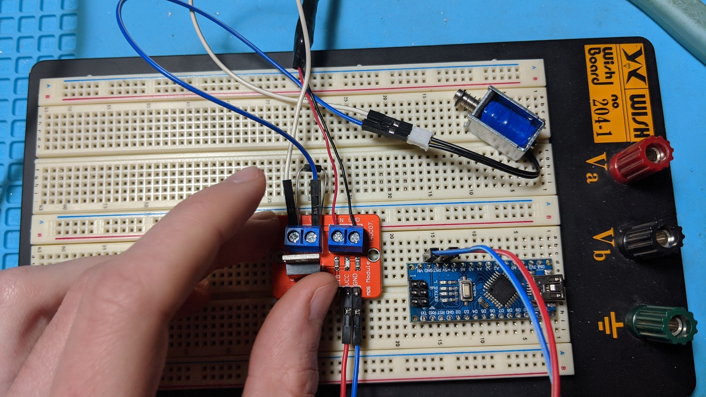 Sol-EZ Solenoid Driver Kit Usage Guide : 9 Steps - Instructables