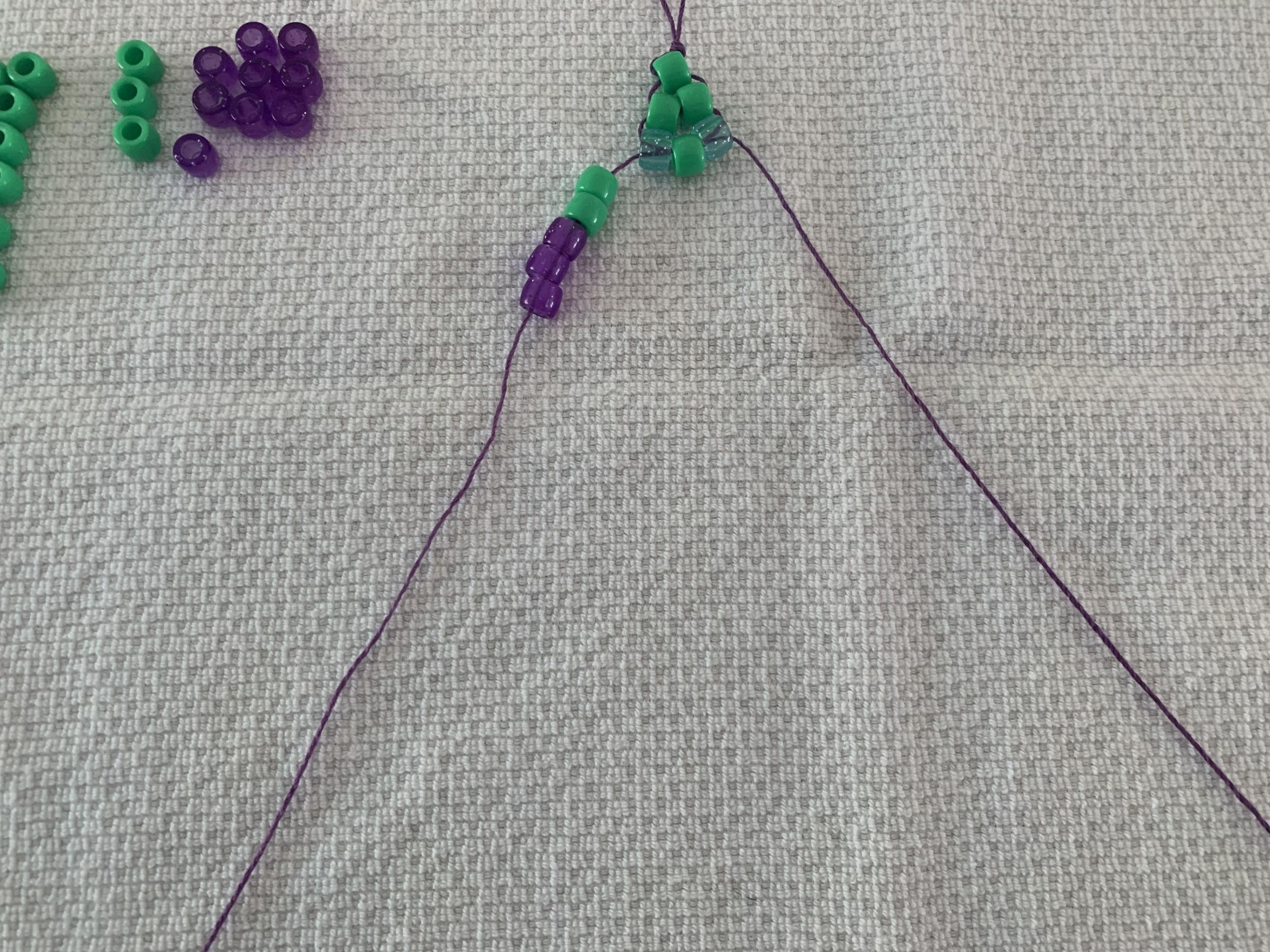 Pony Bead Lizard : 6 Steps (with Pictures) - Instructables