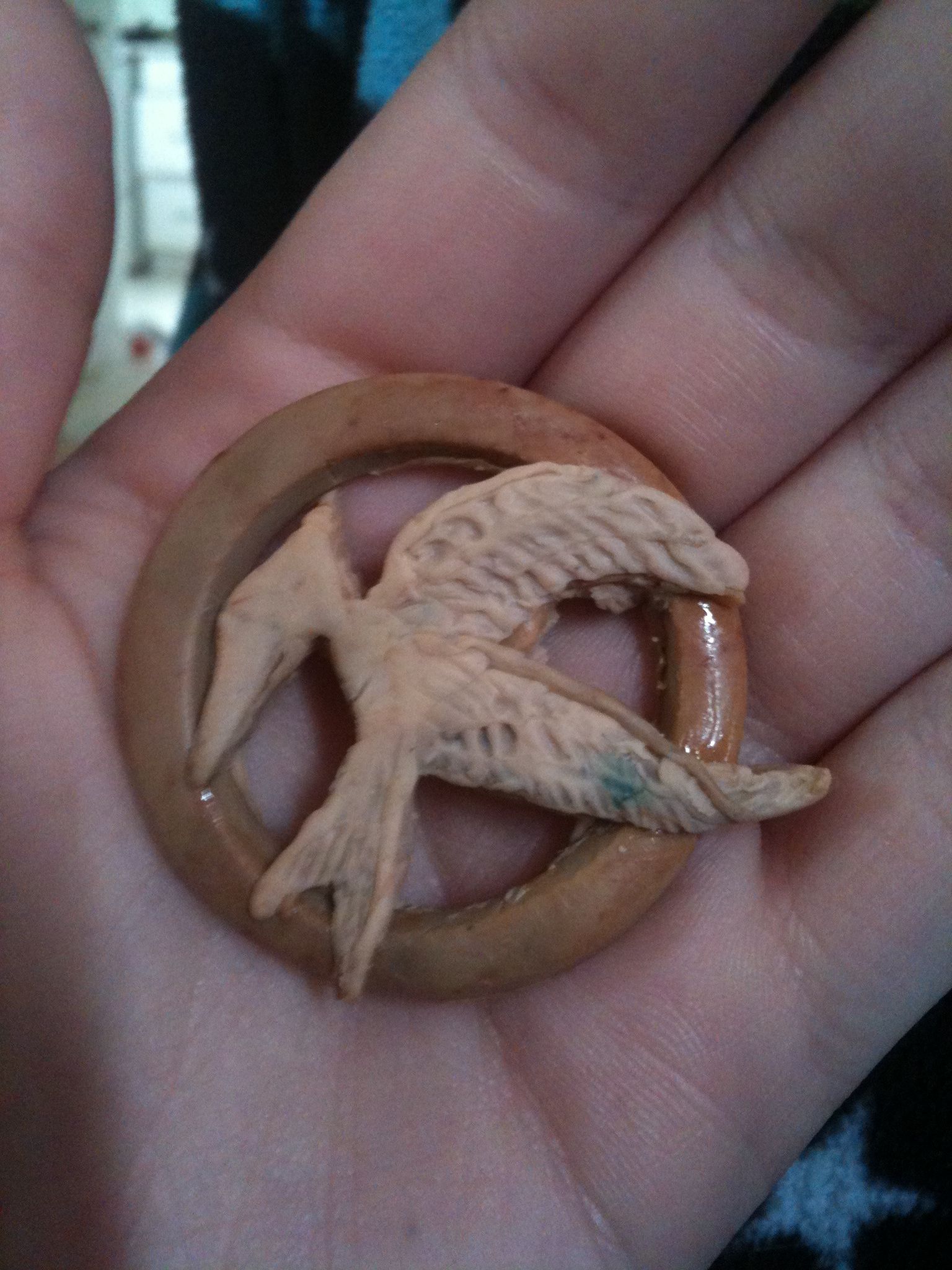 How to Make a Mockingjay Pin: As Seen on the Hunger Games : 6 Steps ...