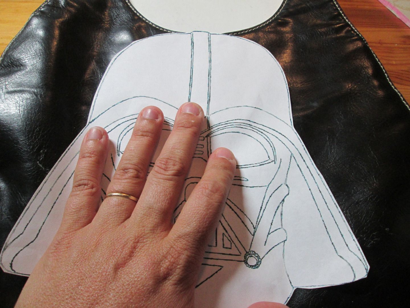 Darth Vader Painted Purse : 7 Steps (with Pictures) - Instructables